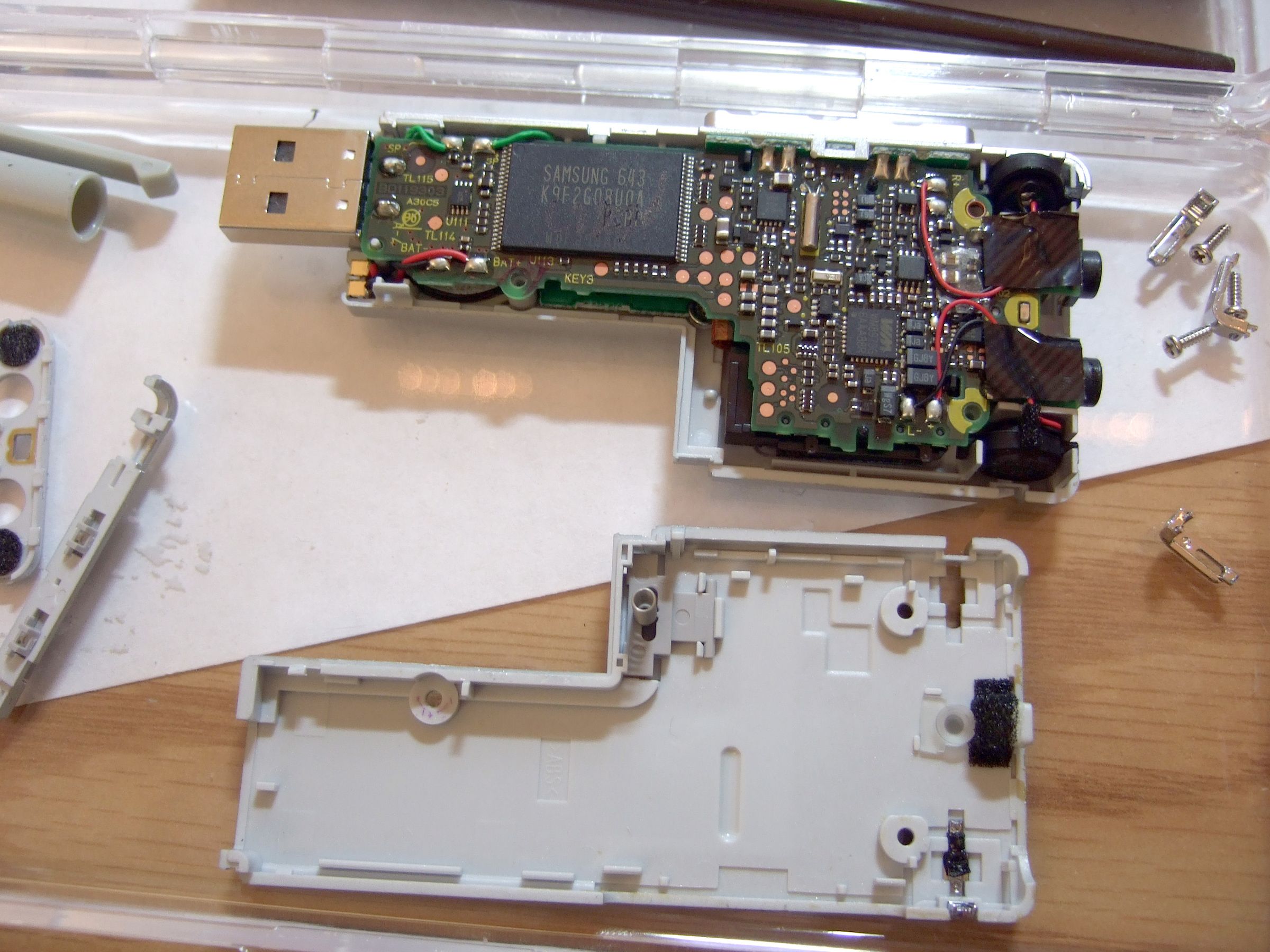 Disassemble/repair an Olympus WS-300M Digital Recorder - Instructables