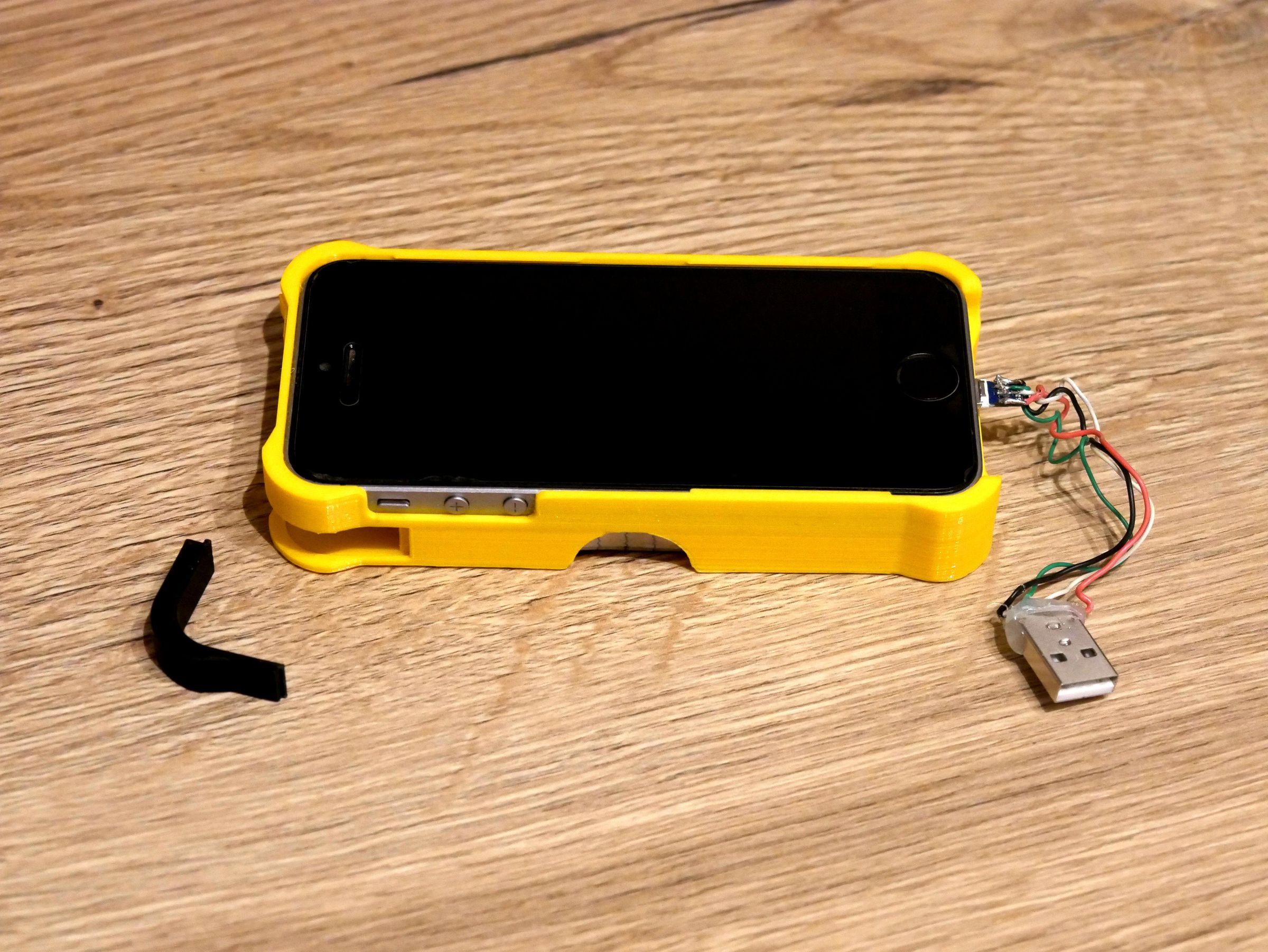 Smartphone Case With Notebook, Pen and Secret Pocket : 6 Steps (with ...