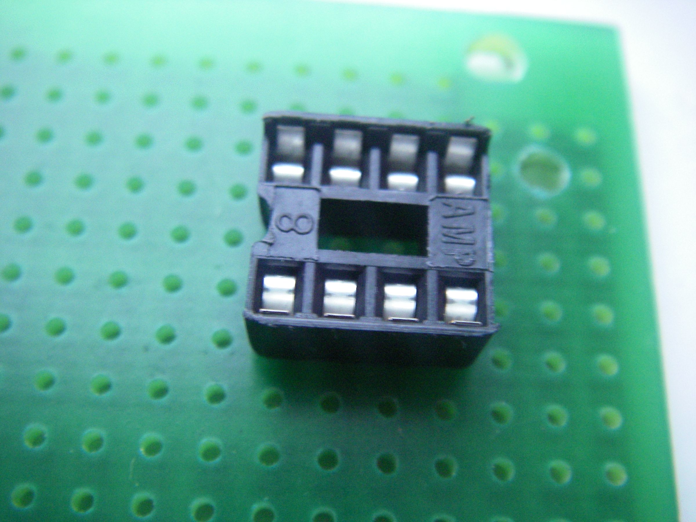 The Arduino AA Undershield : 6 Steps - Instructables