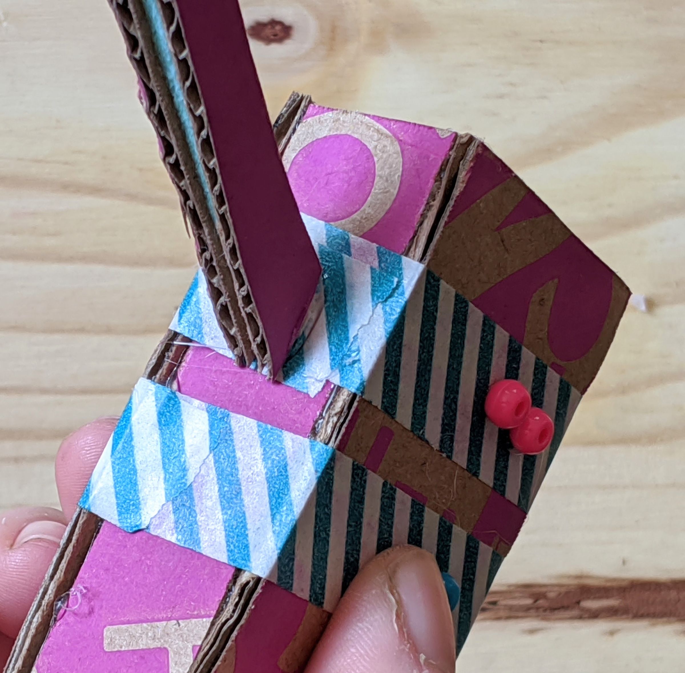 Make a Cardboard Robot : 6 Steps (with Pictures) - Instructables