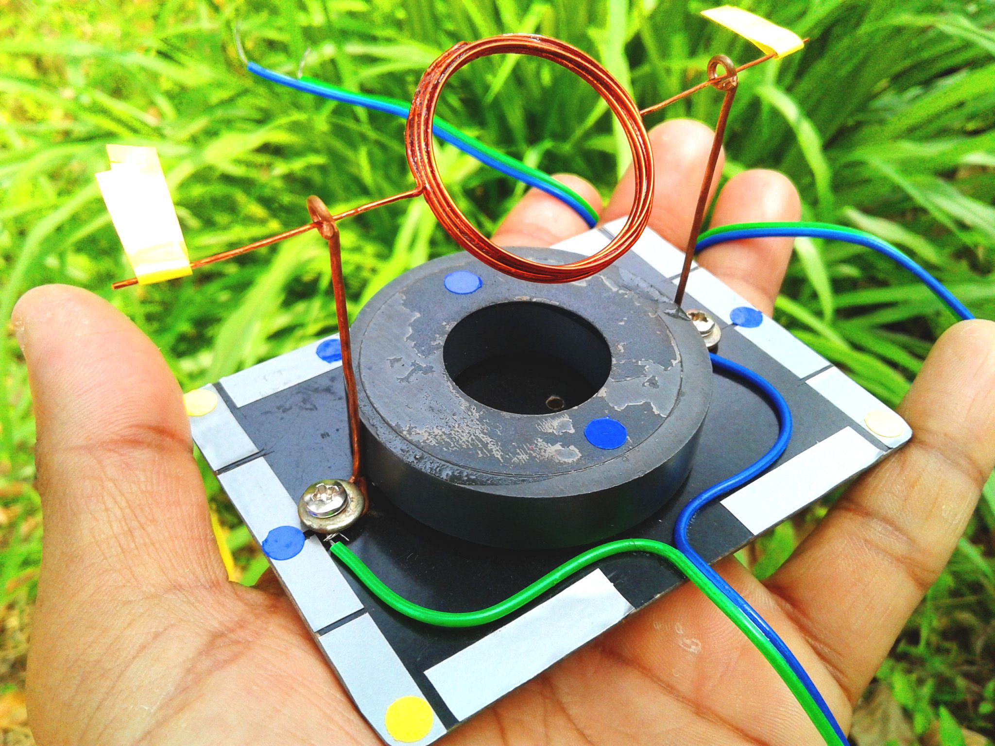 Simple Toy Motor : 12 Steps (with Pictures) - Instructables