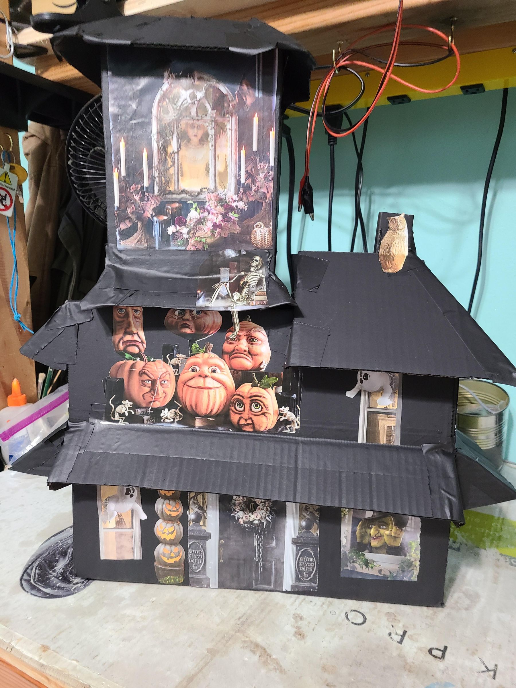 Attiny85 AVR PWM Haunted House Model LED Lights : 6 Steps - Instructables