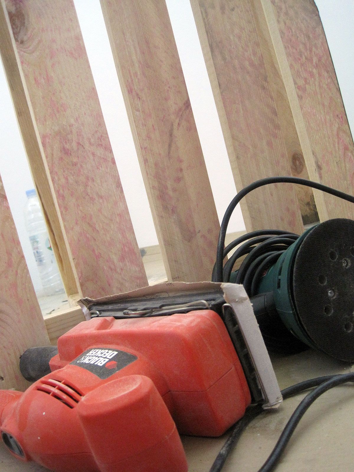 "Union Jack" Palette Table : 3 Steps (with Pictures) - Instructables