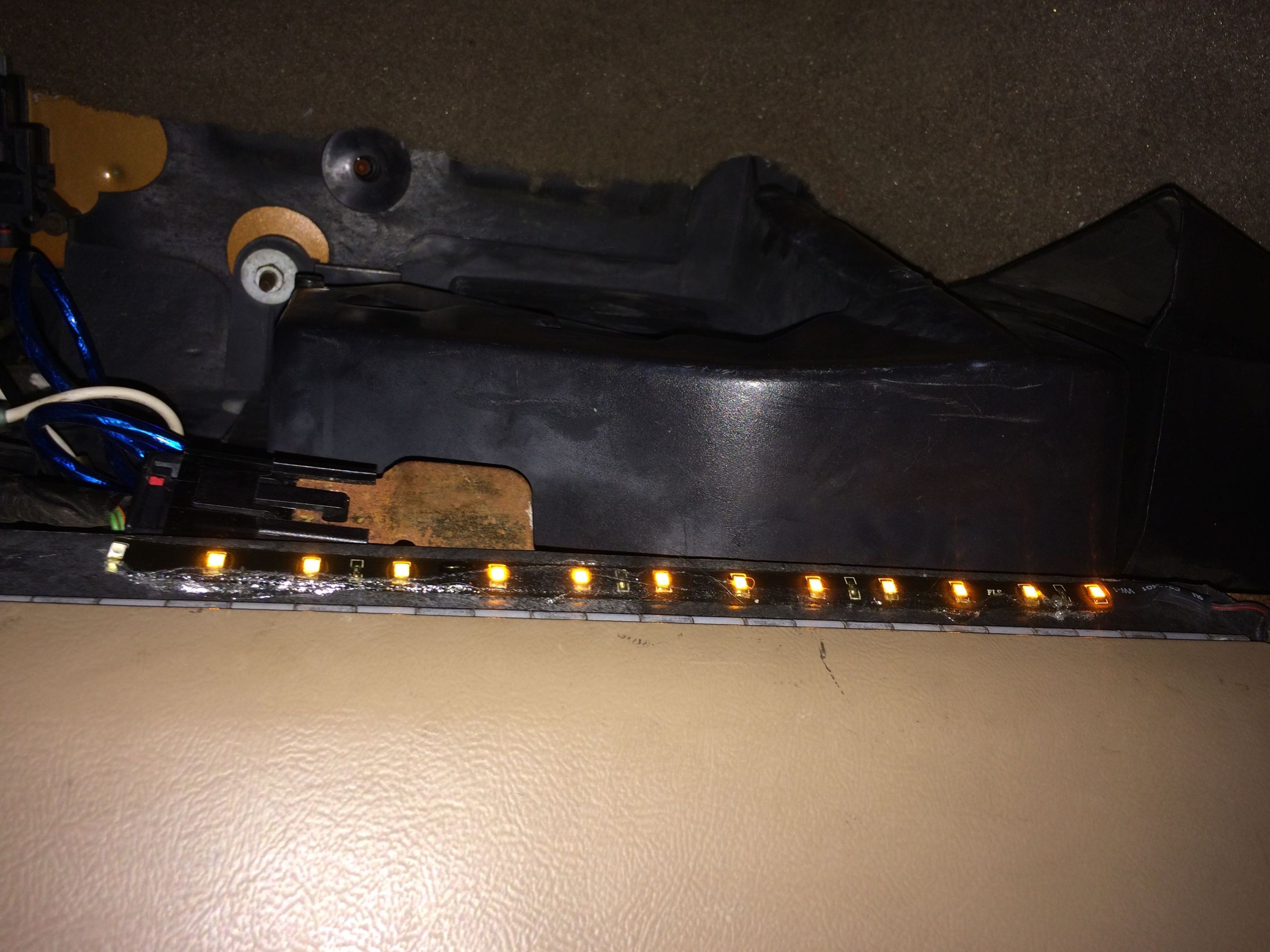 Under Dash Lighting : 11 Steps - Instructables