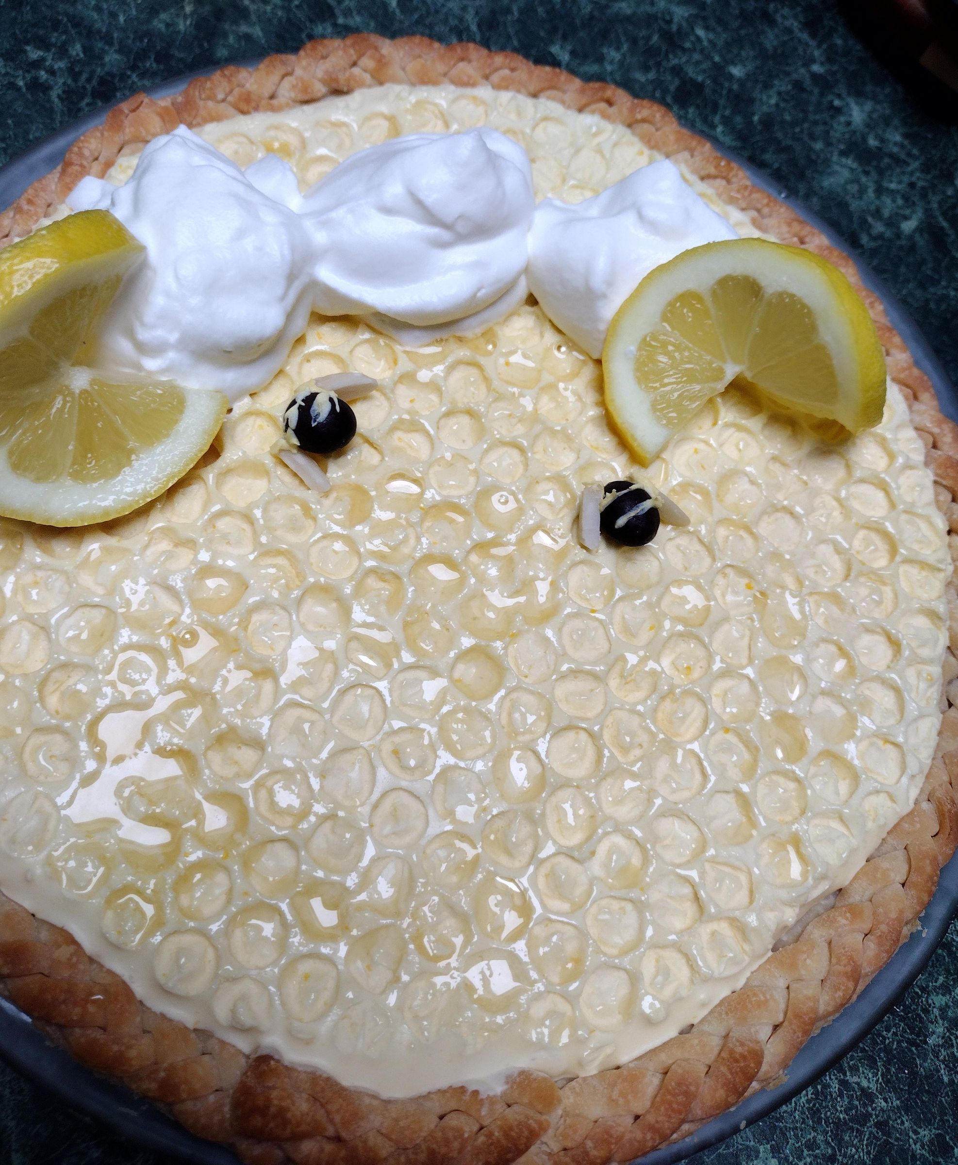 Lemon Chiffon Bee Pie : 9 Steps (with Pictures) - Instructables