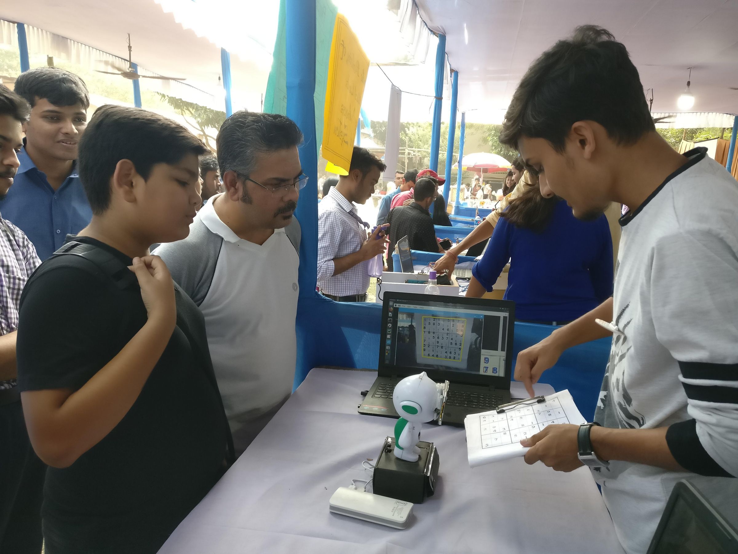 How to Make : a Machine Learning and Computer Vision Based Sudoku Solving Robot : 11 Steps (with ...