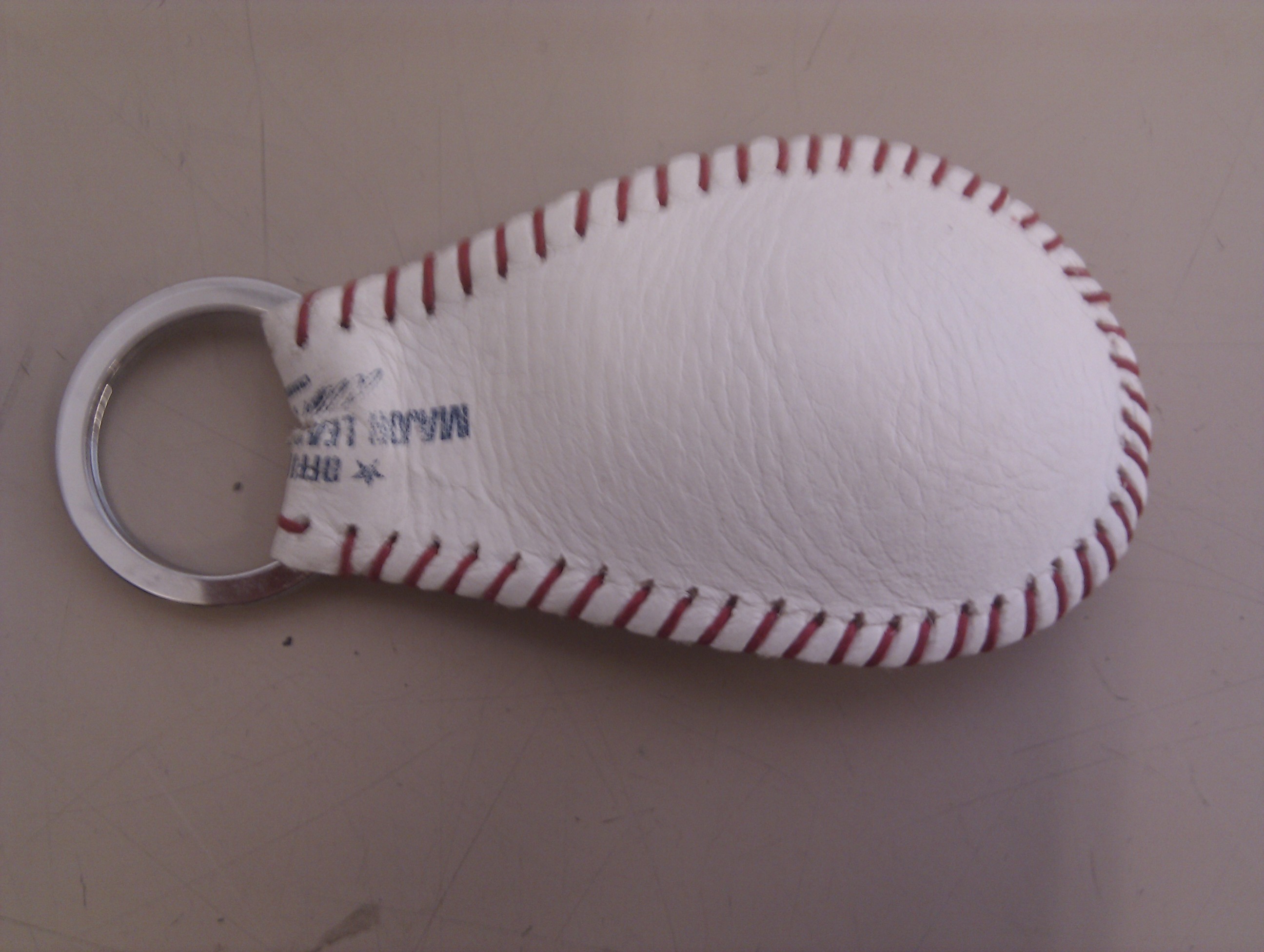 Baseball Keyring : 4 Steps - Instructables