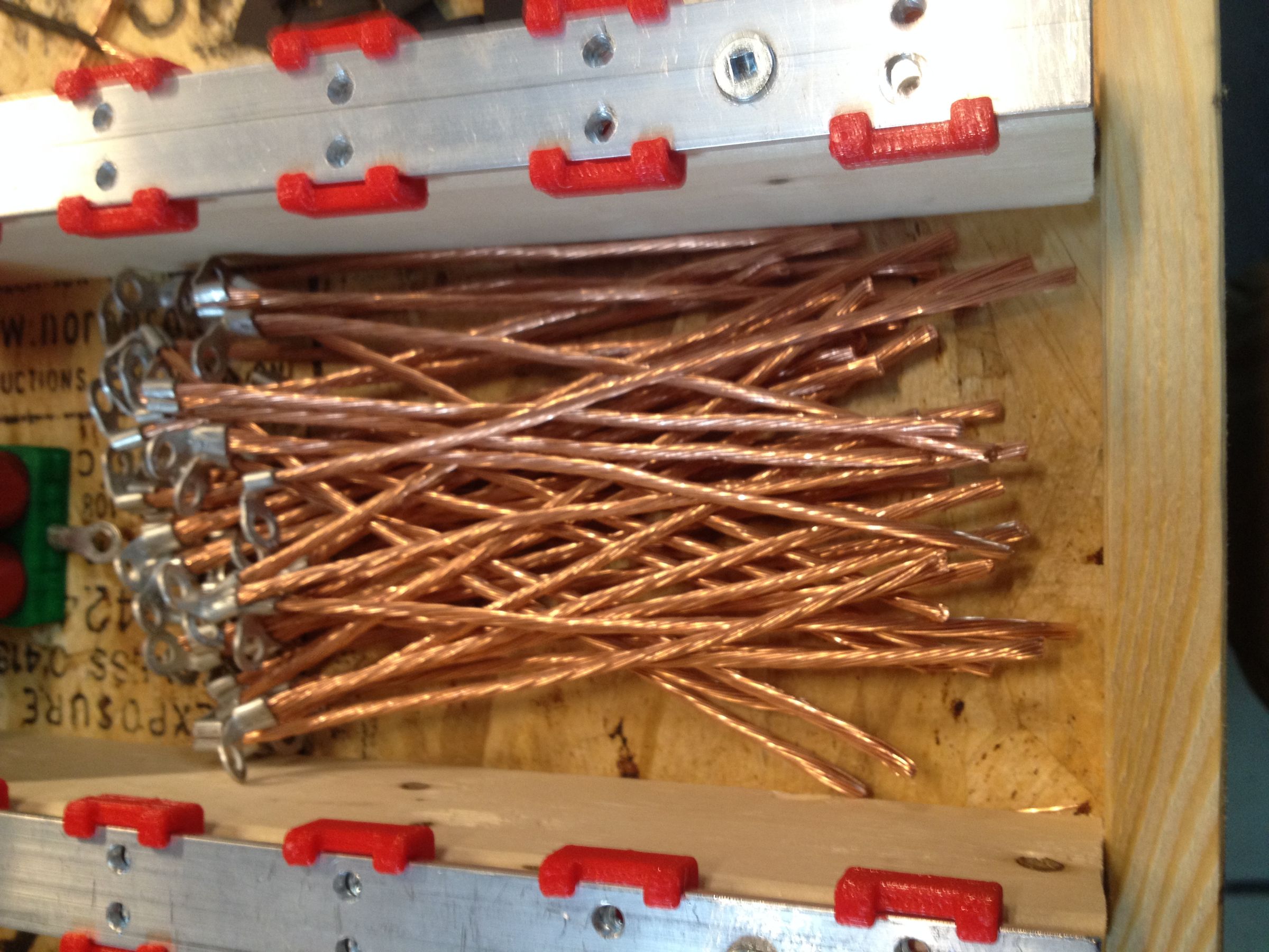 2.4kWh DIY Powerwall From Recycled 18650 Lithium-ion Laptop Batteries ...