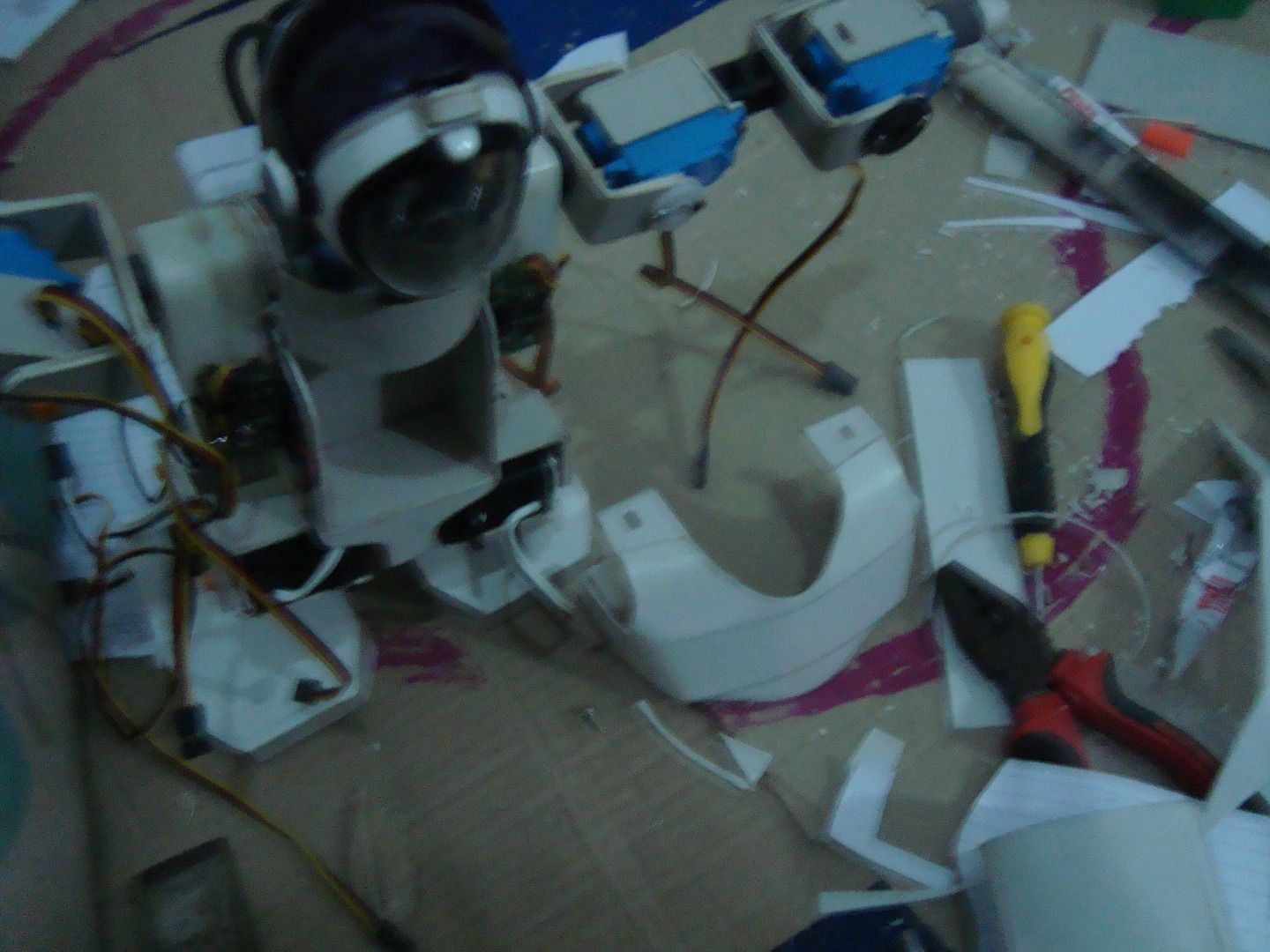 Making Humanoid Robot : 5 Steps - Instructables