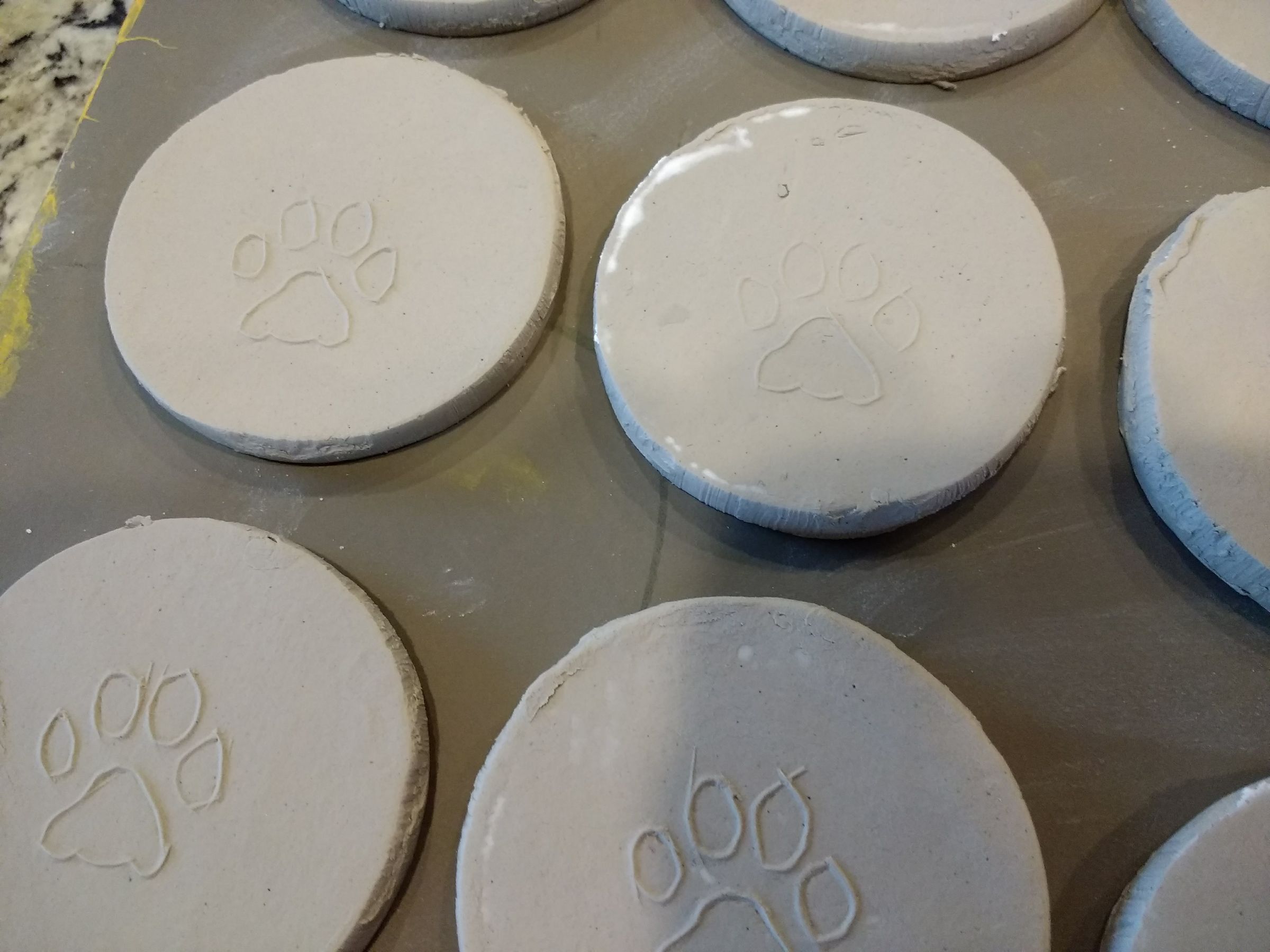 Make Your Own Challenge Coin or Geocaching Token : 13 Steps (with ...