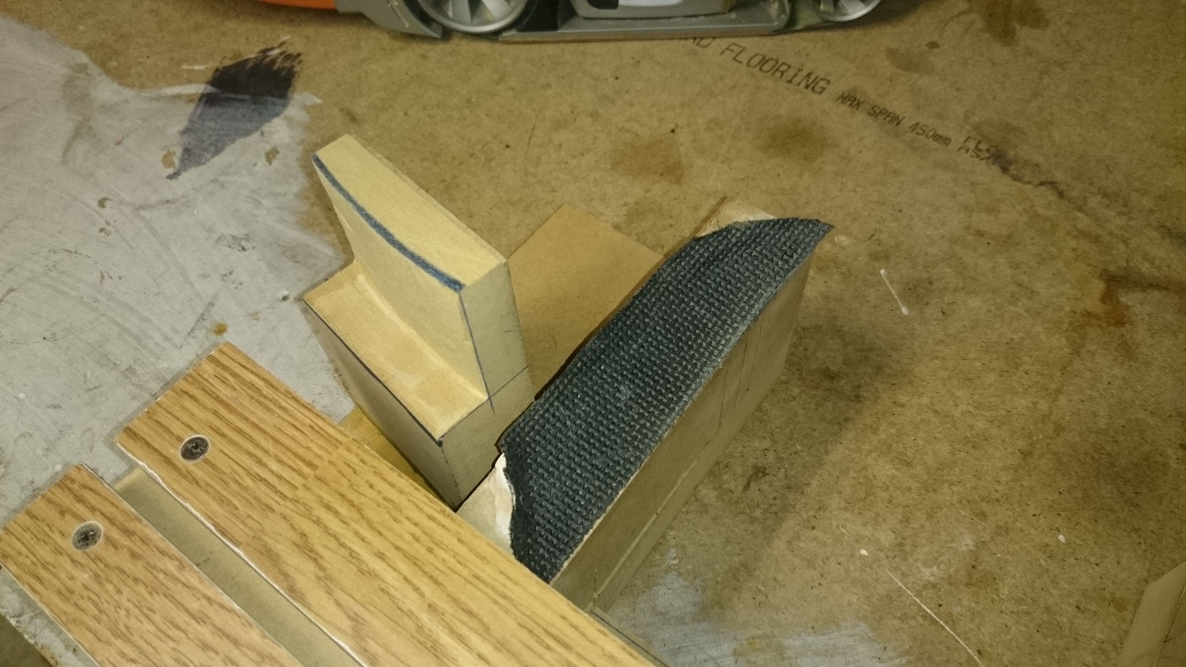 Belt Sander Stand : 8 Steps (with Pictures) - Instructables