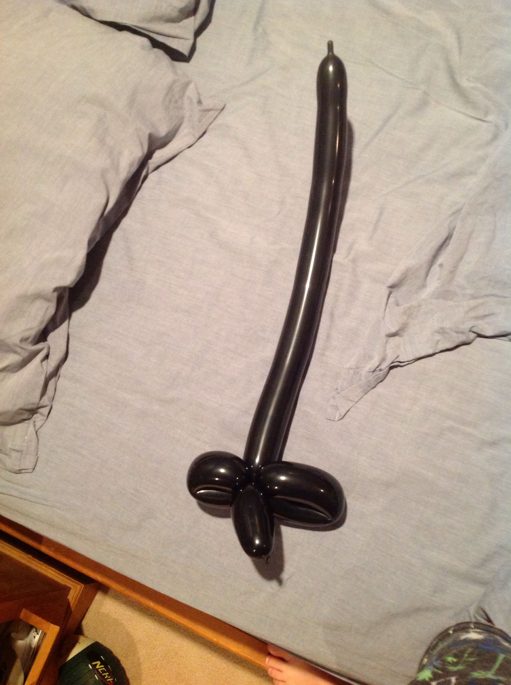 Balloon Sword : 4 Steps - Instructables