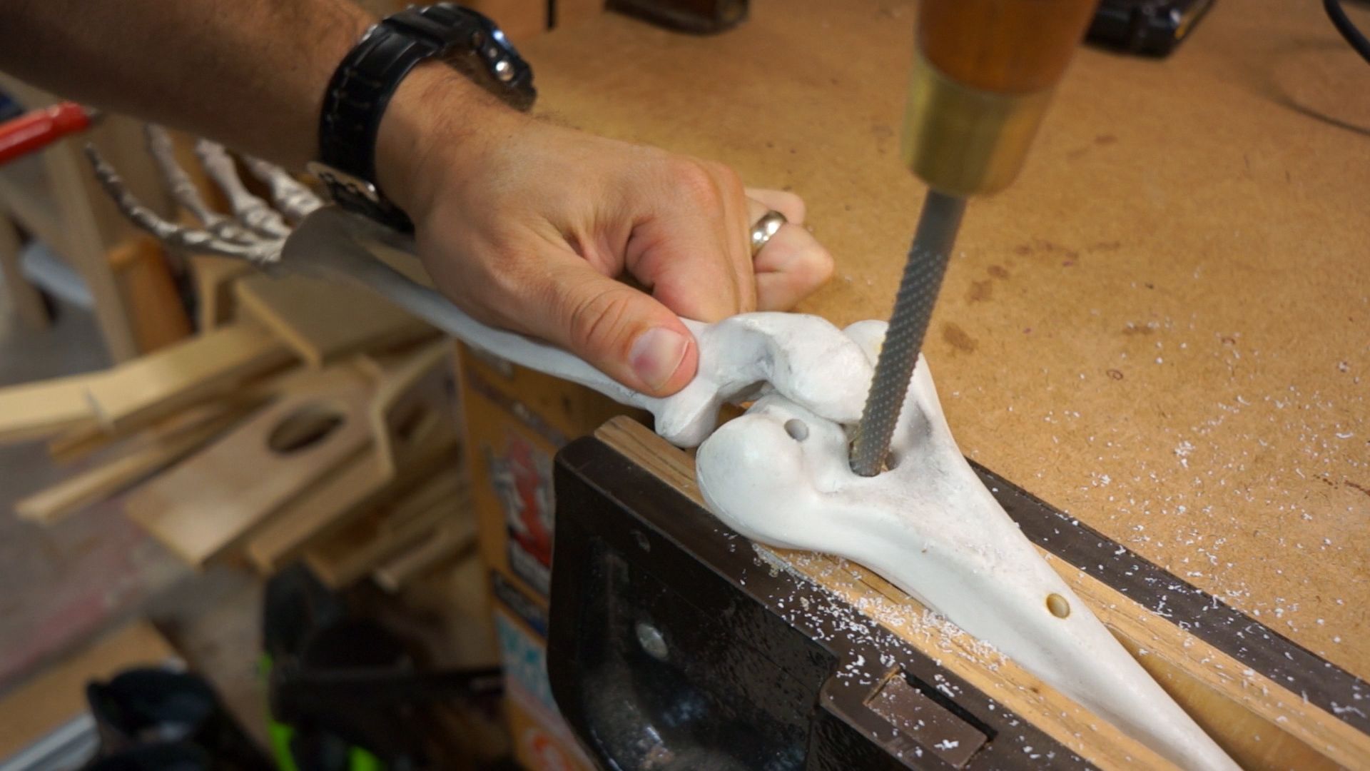 Graveyard Skeleton : 10 Steps (with Pictures) - Instructables