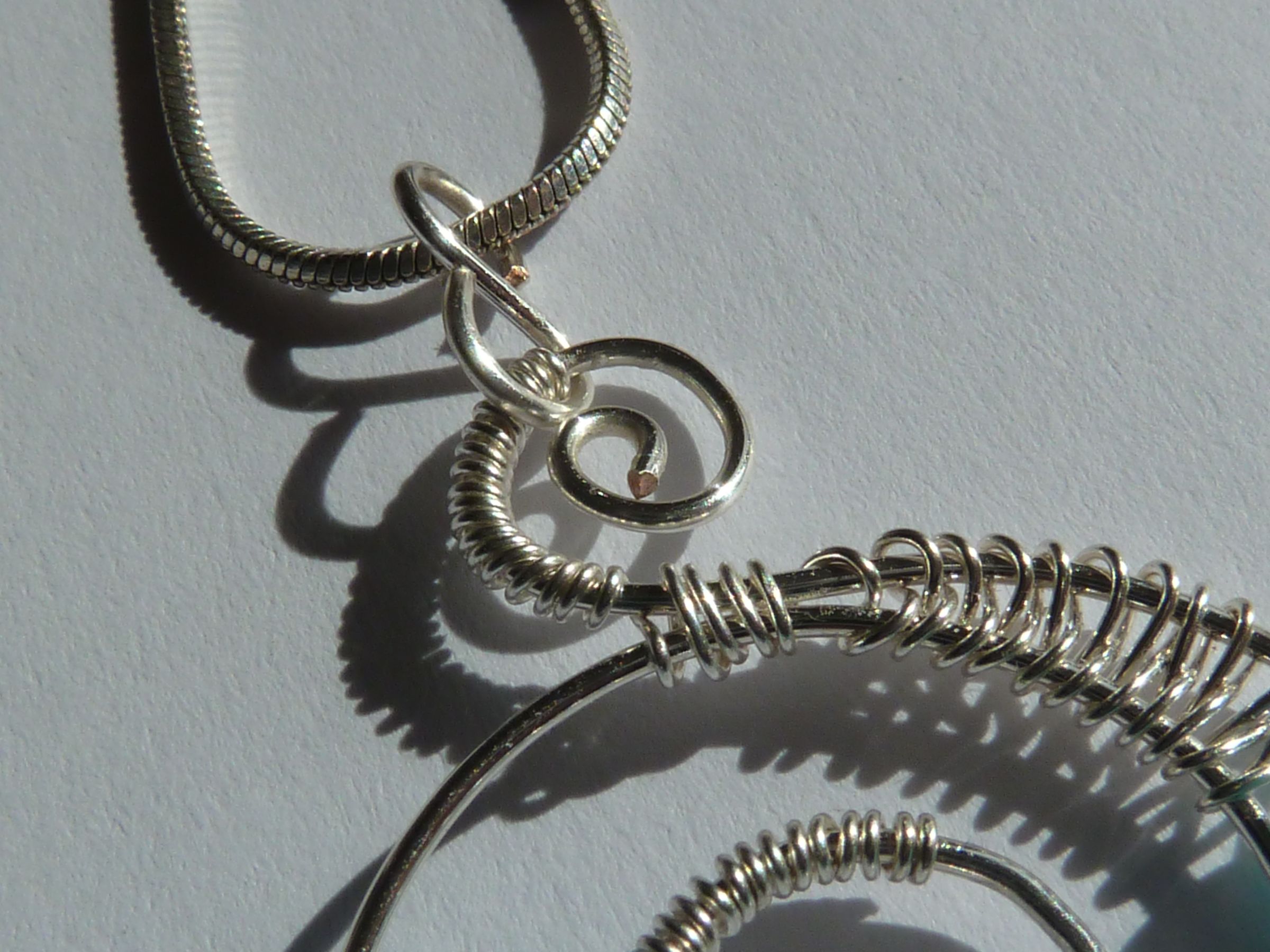 Swirled Wire Beaded Pendant : 18 Steps (with Pictures) - Instructables