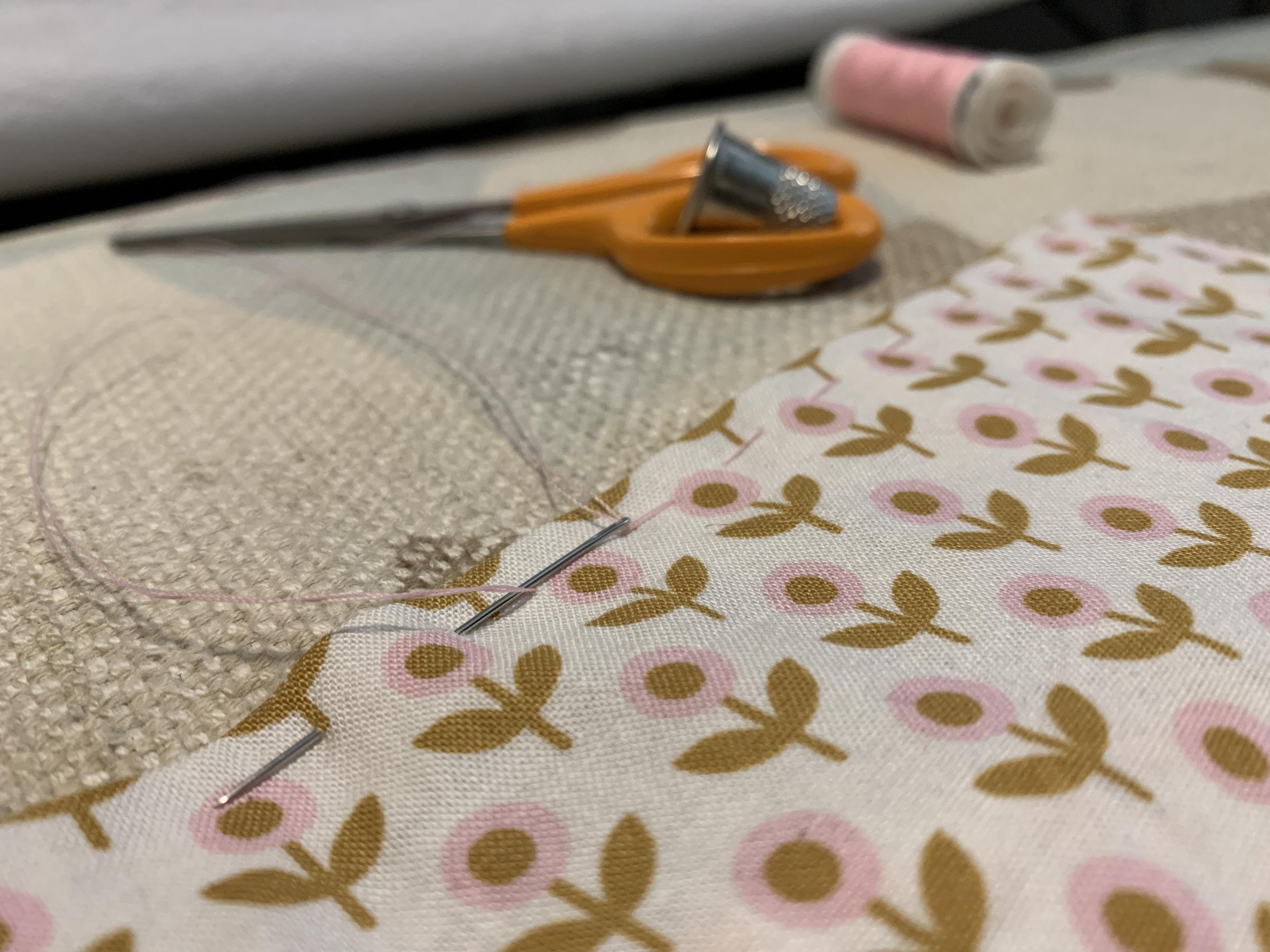 Repair Fabric Ottoman : 6 Steps (with Pictures) - Instructables