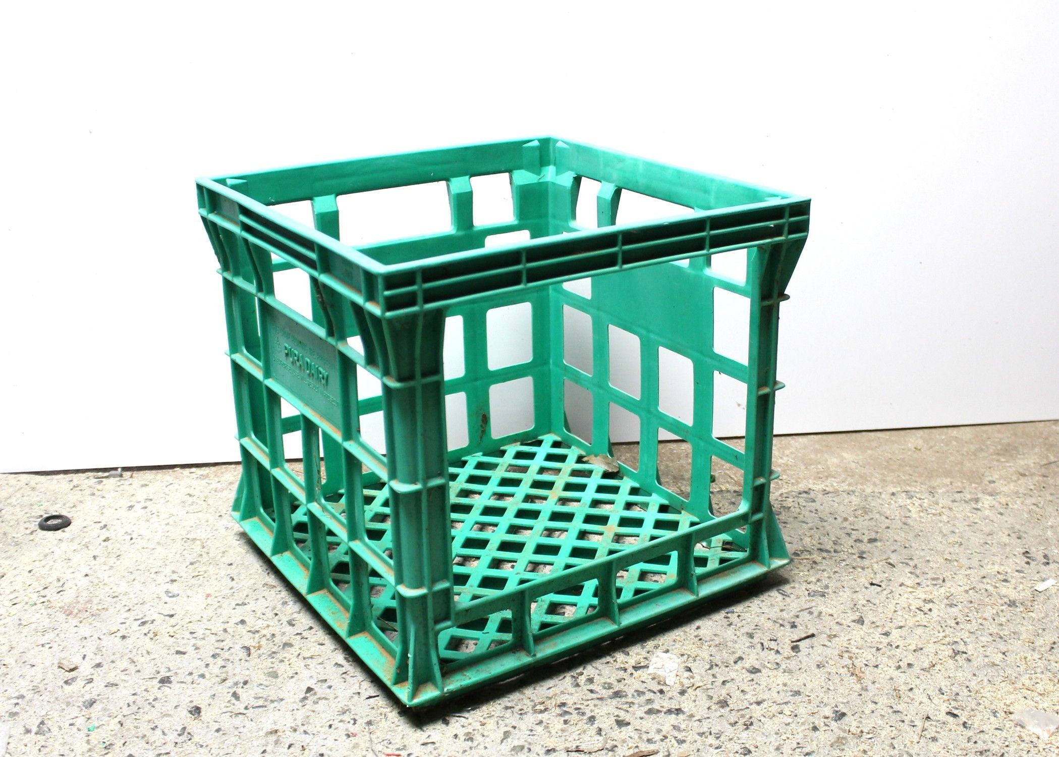 Using Milk Crates for Storage : 7 Steps (with Pictures) - Instructables