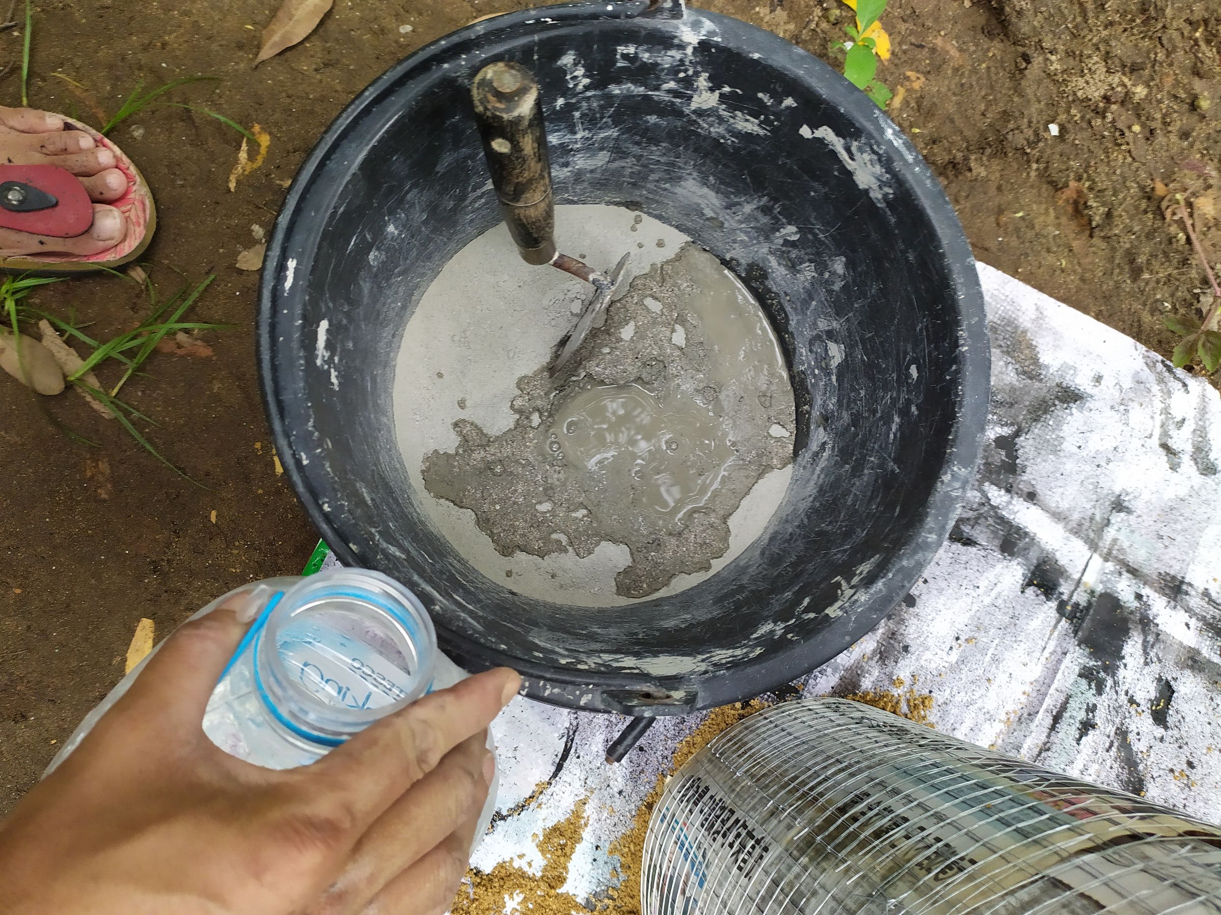 How to Make Concrete Tree Stump : 8 Steps (with Pictures) - Instructables