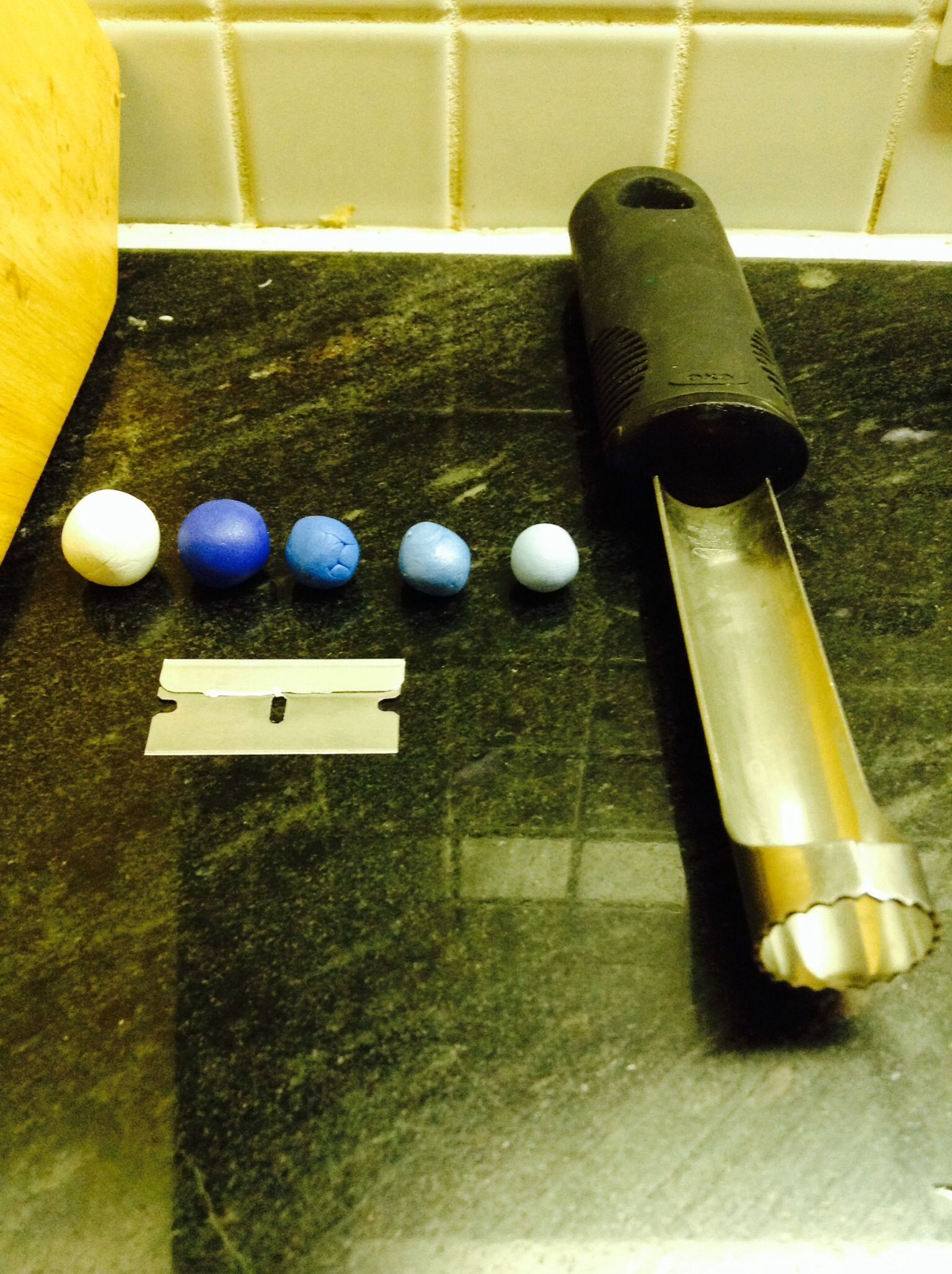 Polymer Clay Easy Blueberry Cake : 7 Steps - Instructables