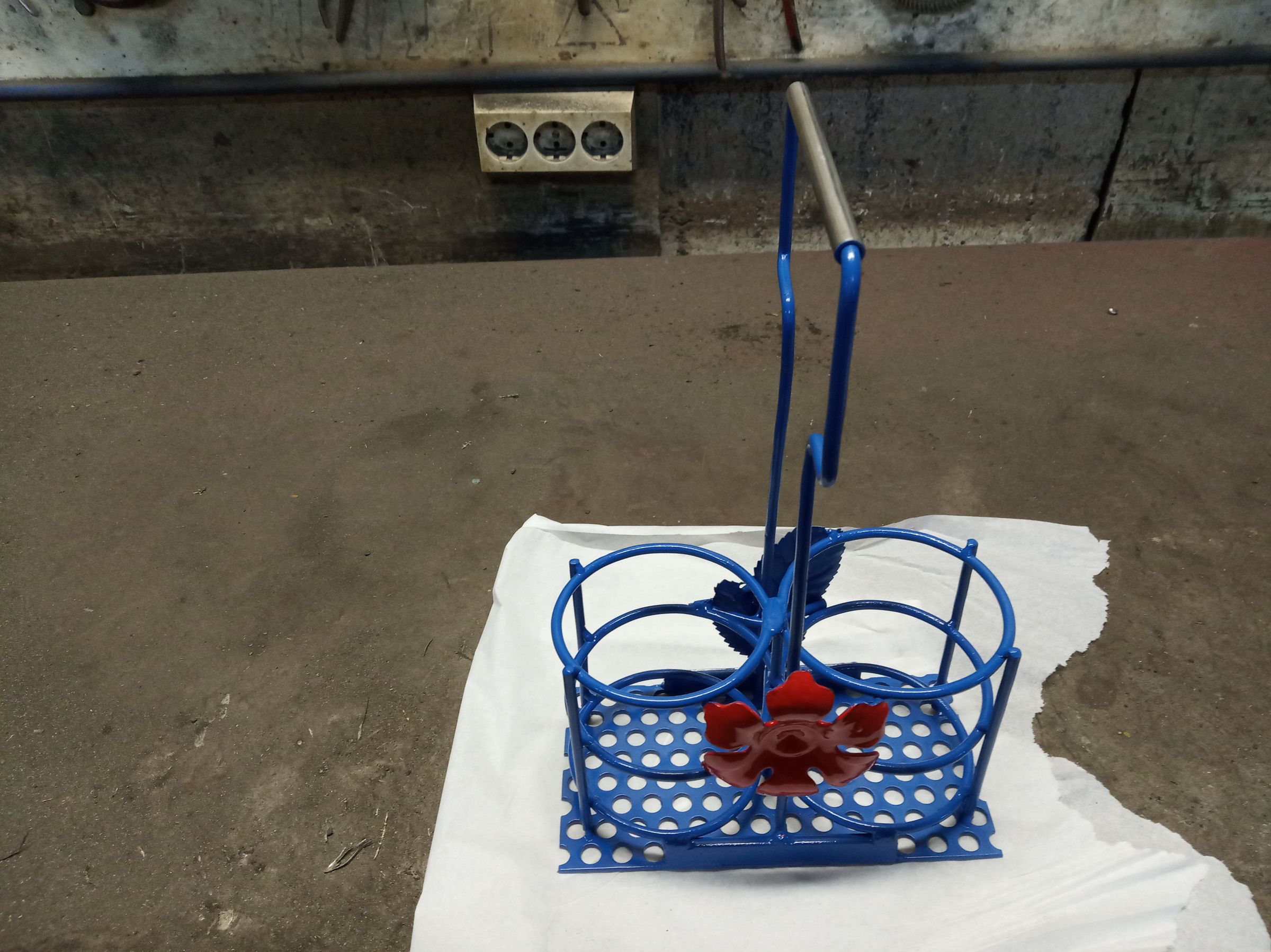 Milk Bottles Case From Scrap : 8 Steps - Instructables