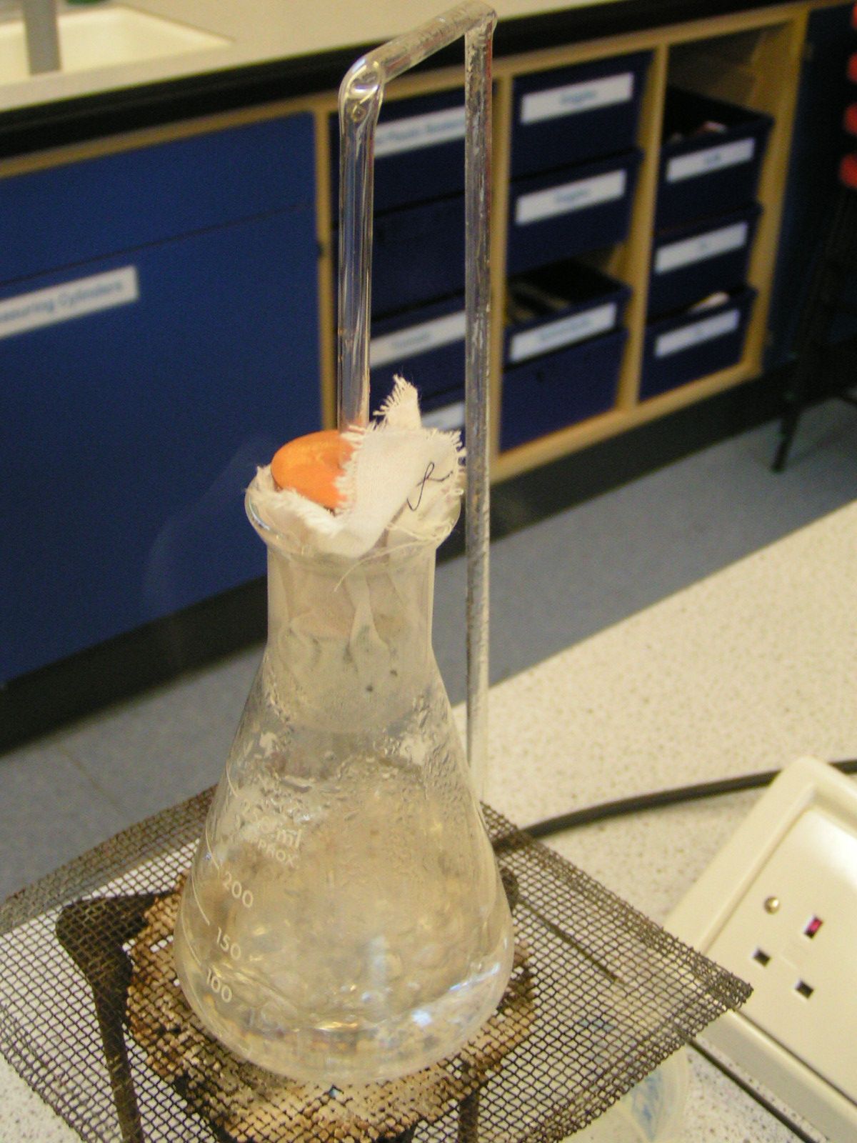 Be a Romantic Scientist: Distill Your Own Perfume Oil. : 4 Steps (with ...