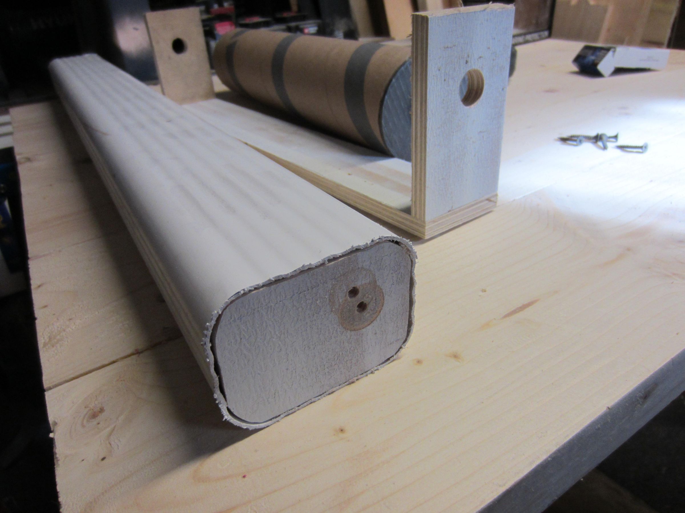 Cardboard Tube End Feed Roller With 3D Printed Parts : 5 Steps (with ...