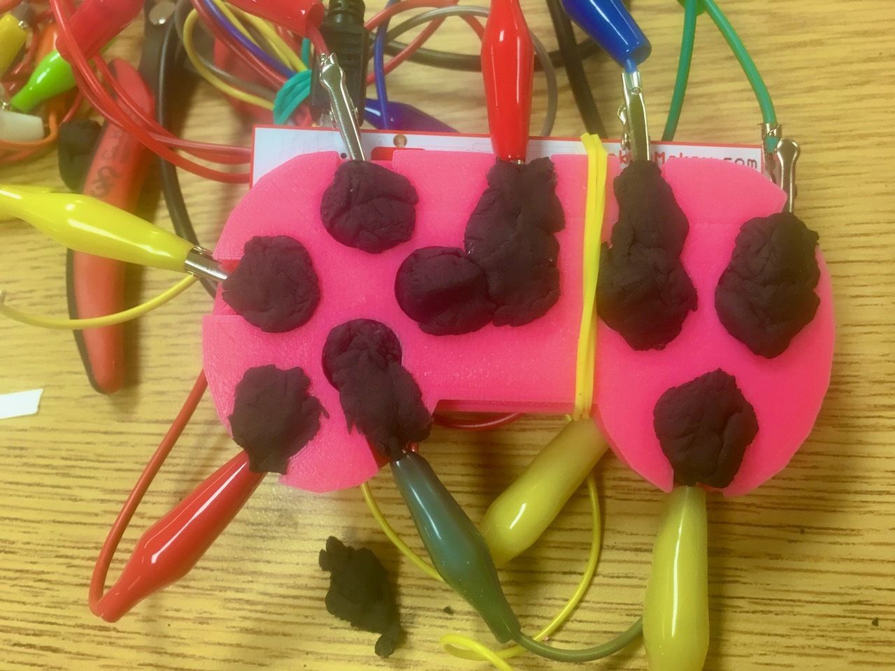 Makey Controller Shell (with or Without Nuts!) : 7 Steps (with Pictures) - Instructables