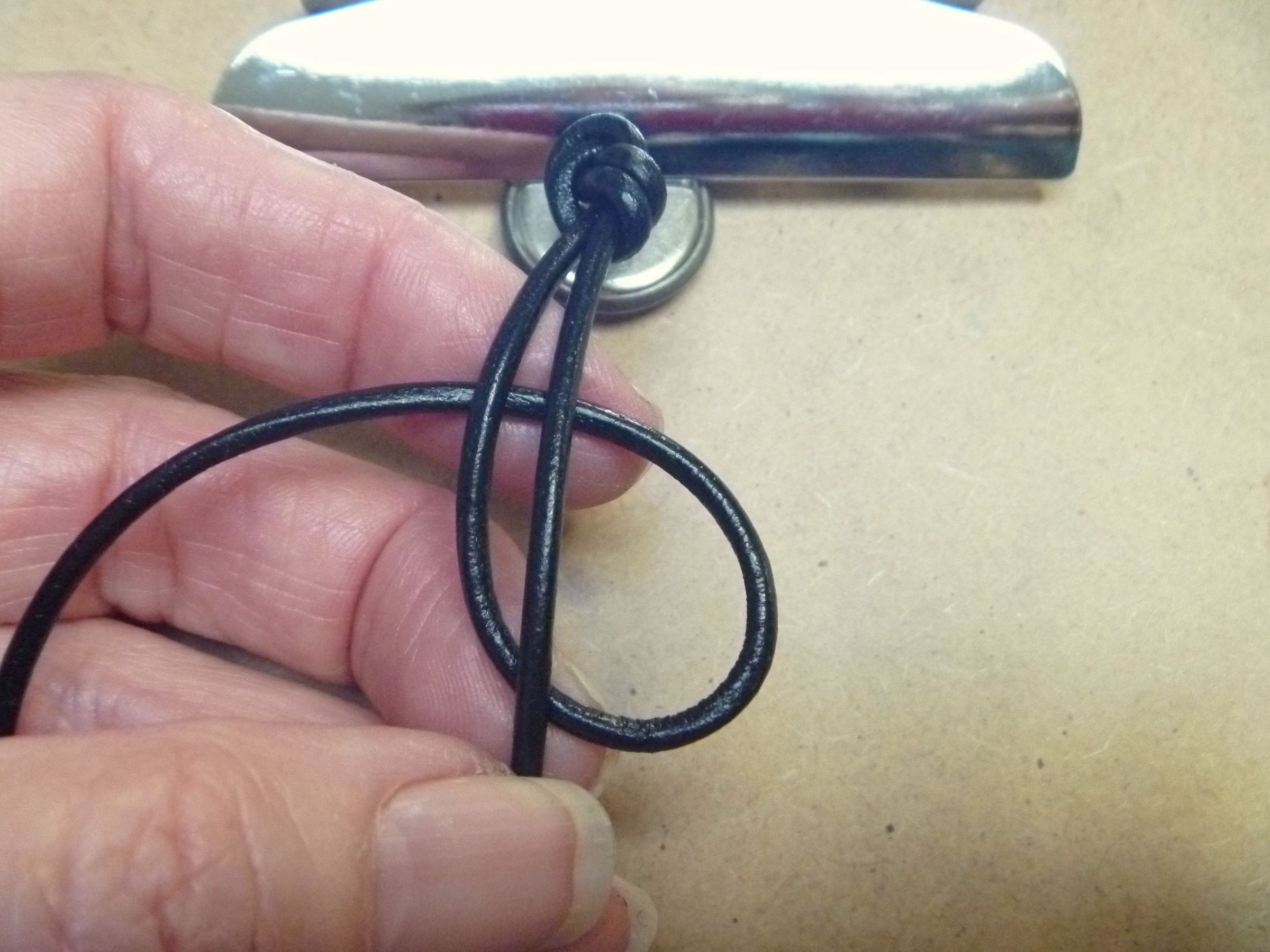 Celtic Knot Macrame Bracelet : 9 Steps (with Pictures) - Instructables