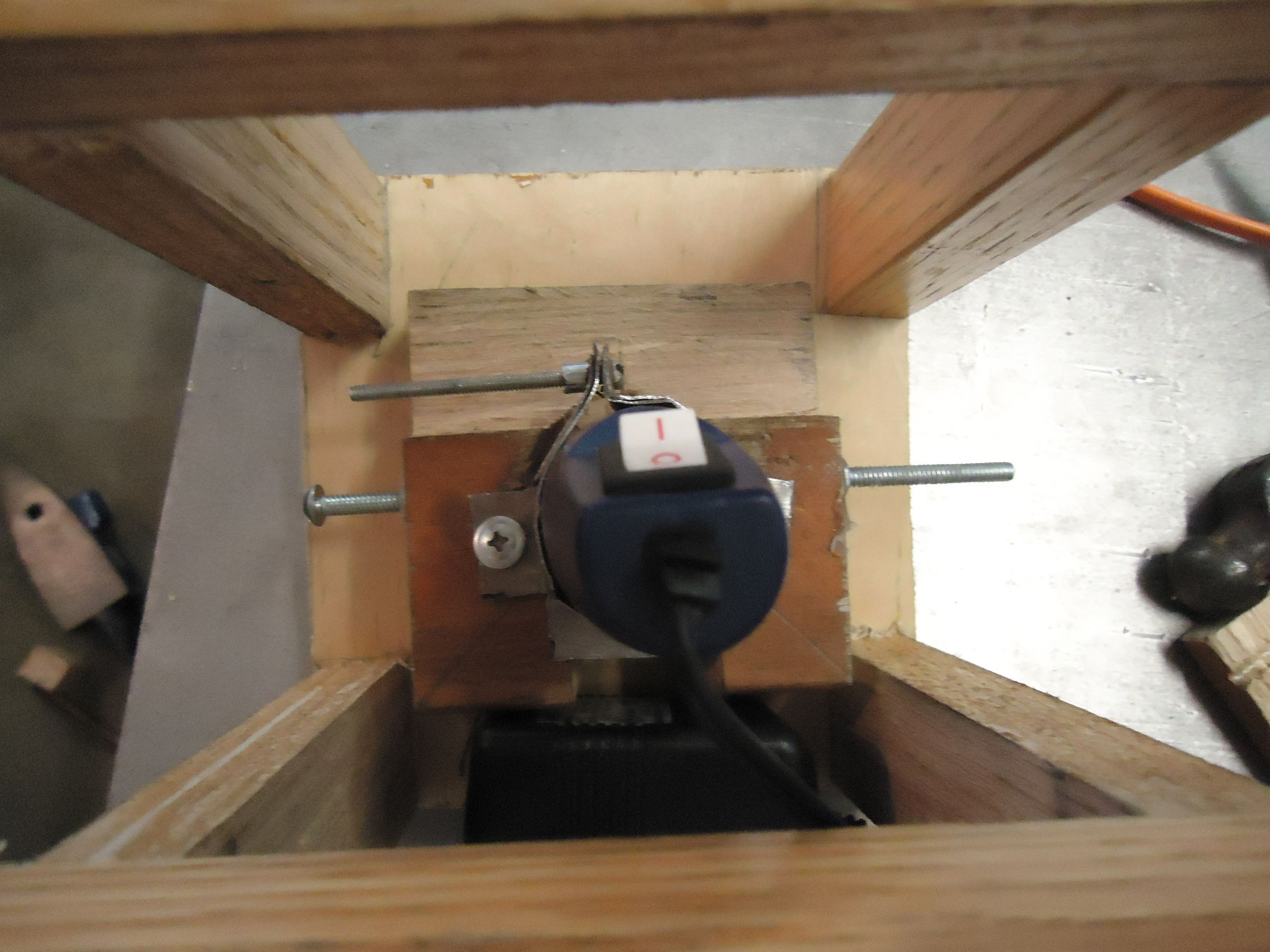 Rotery Tool Spindle Sander : 4 Steps - Instructables