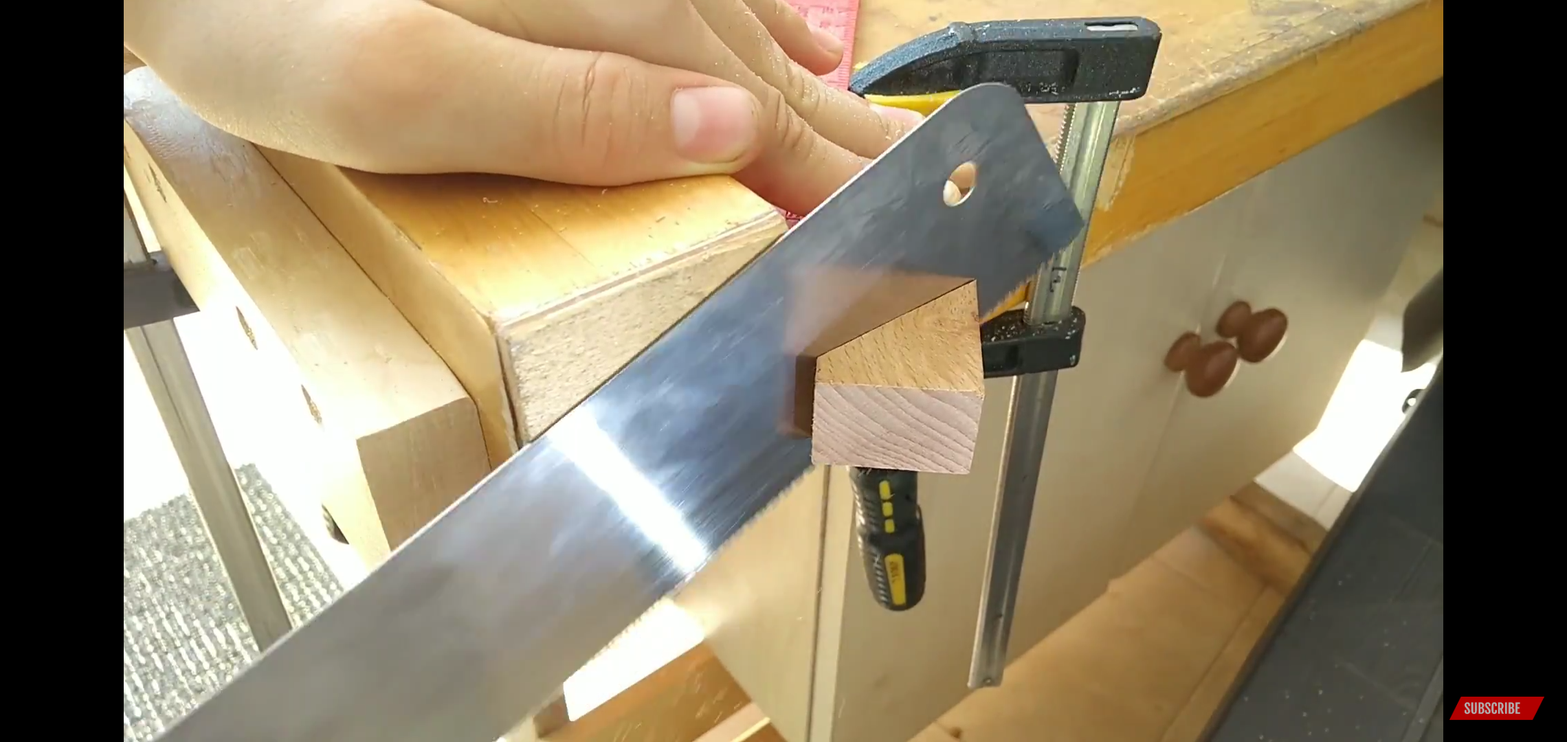 DIY Magnetic 3-in-1 Hand Saw Guide - Cut Straight & Square Without ...