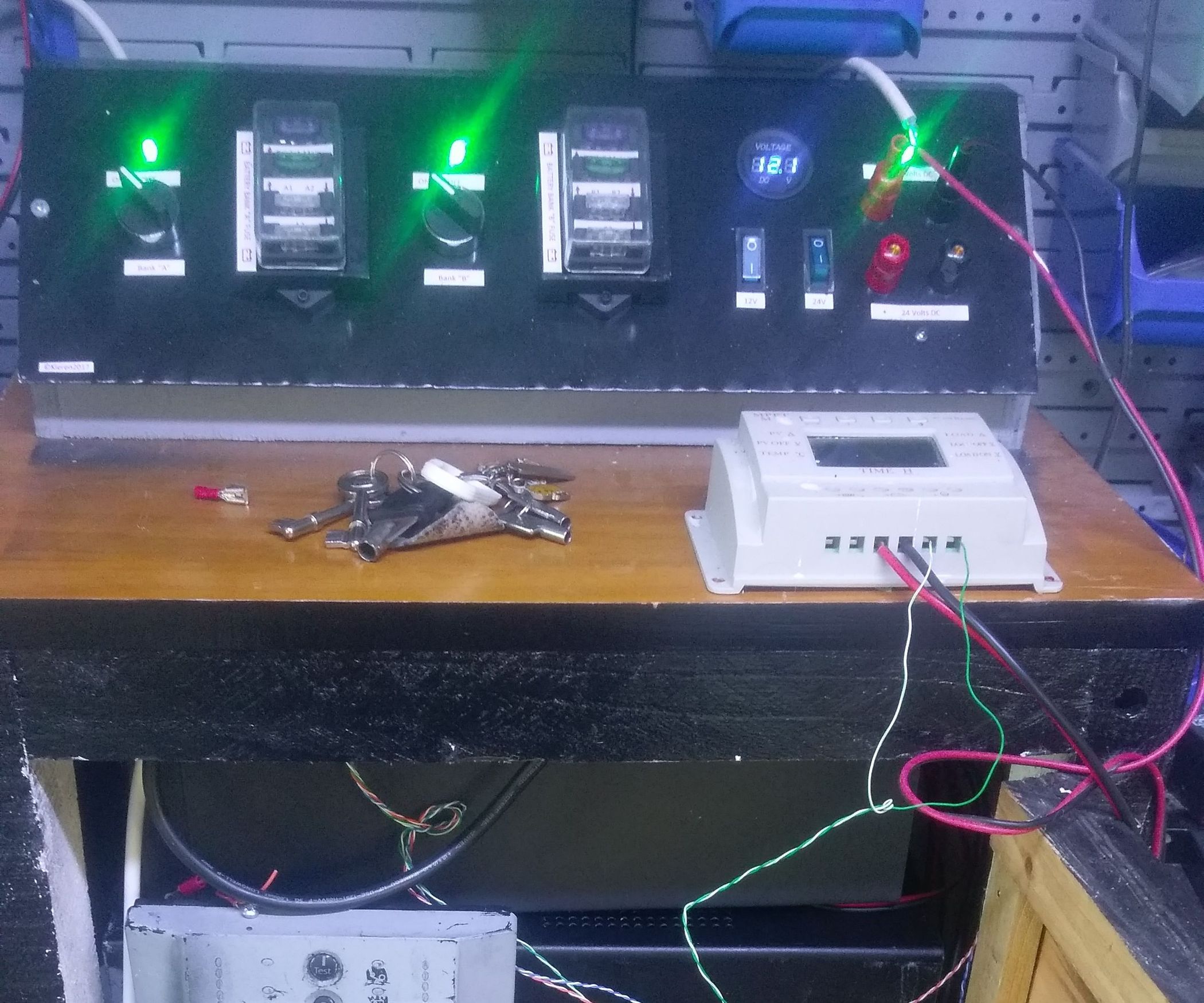 DIY Grid Tied Inverter (using UPS) : 4 Steps (with Pictures ...