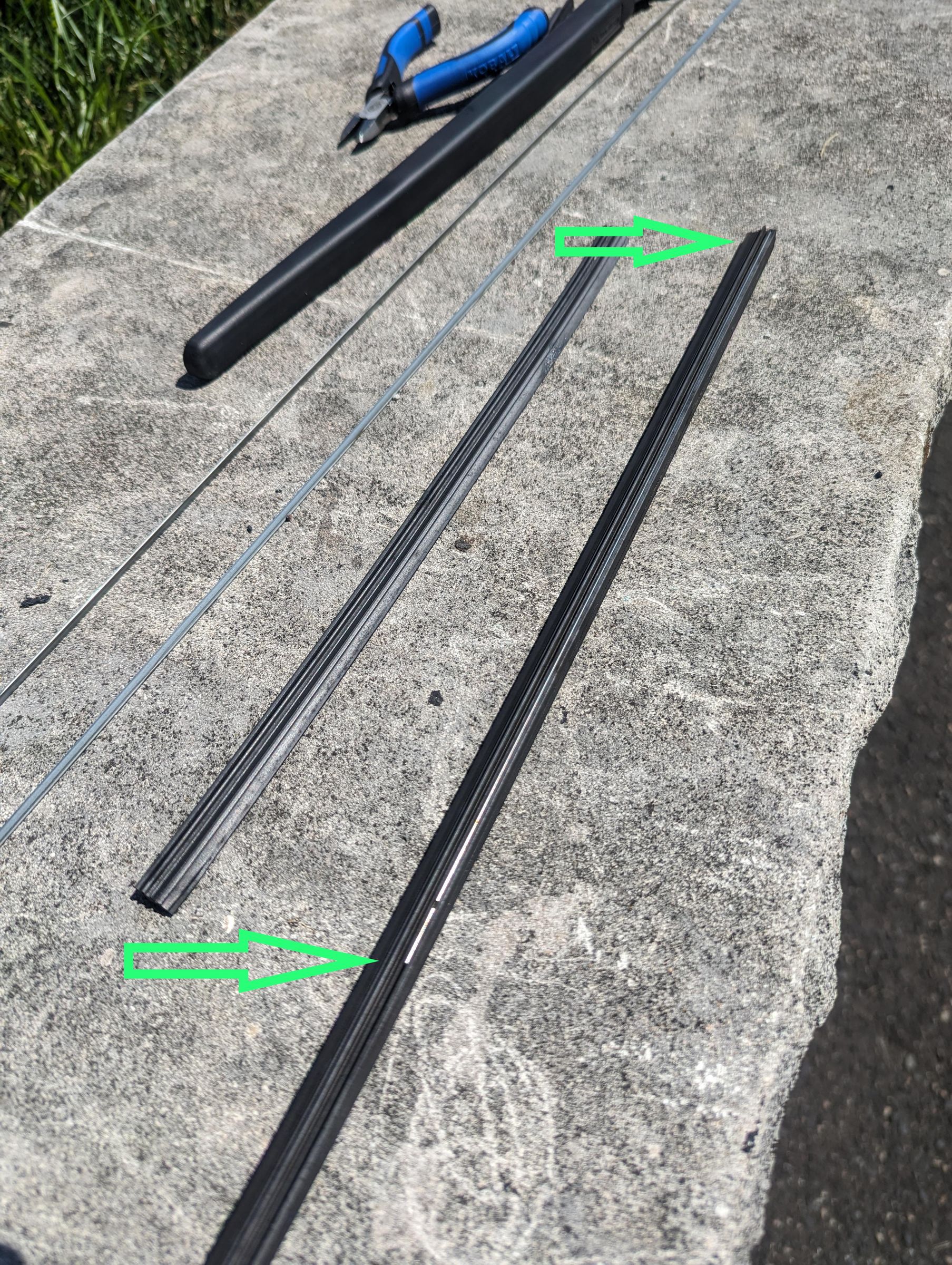 Free Rear Windshield Wiper Replacement : 6 Steps - Instructables