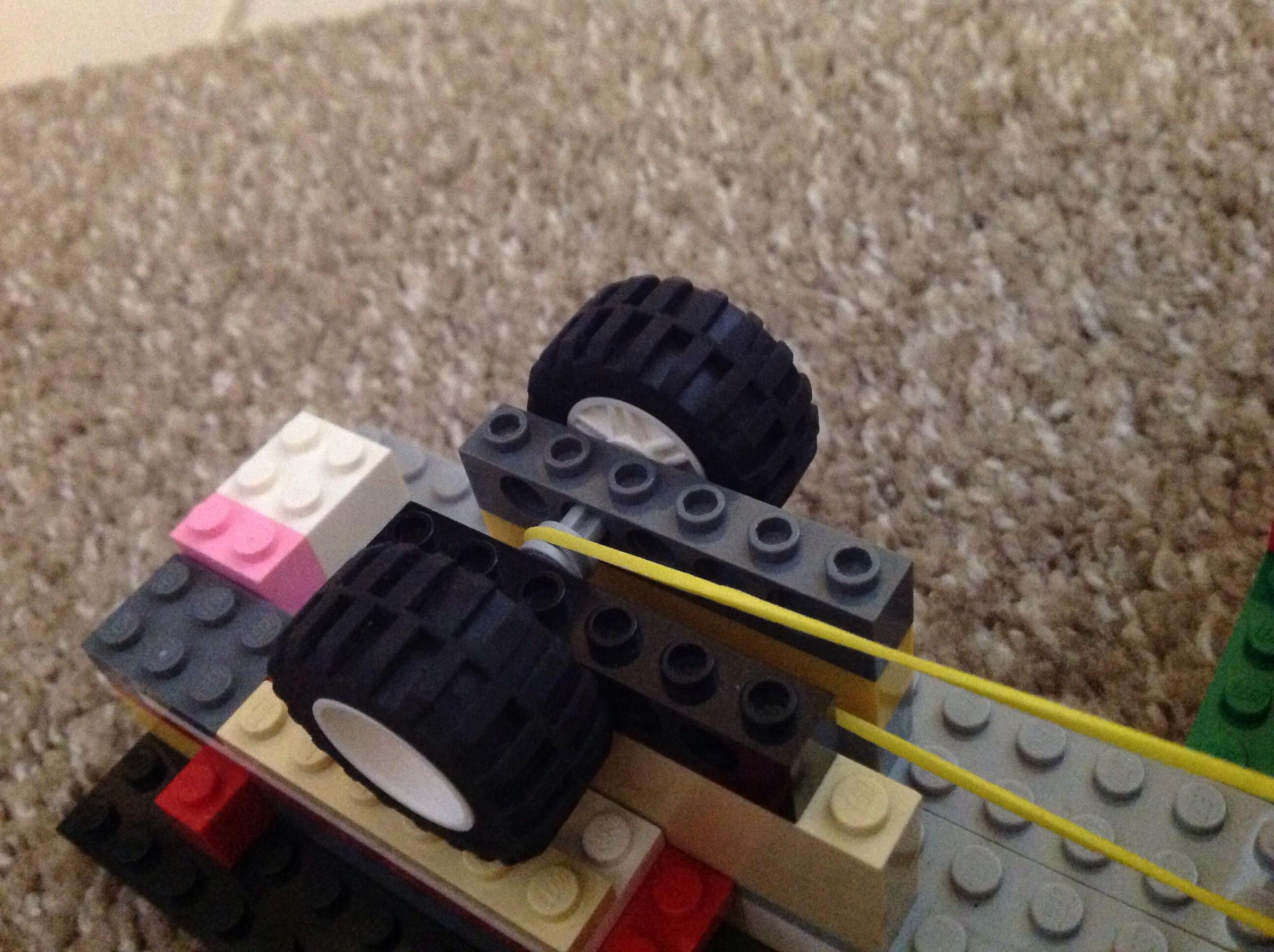 Lego Clutch and Crank System : 3 Steps - Instructables