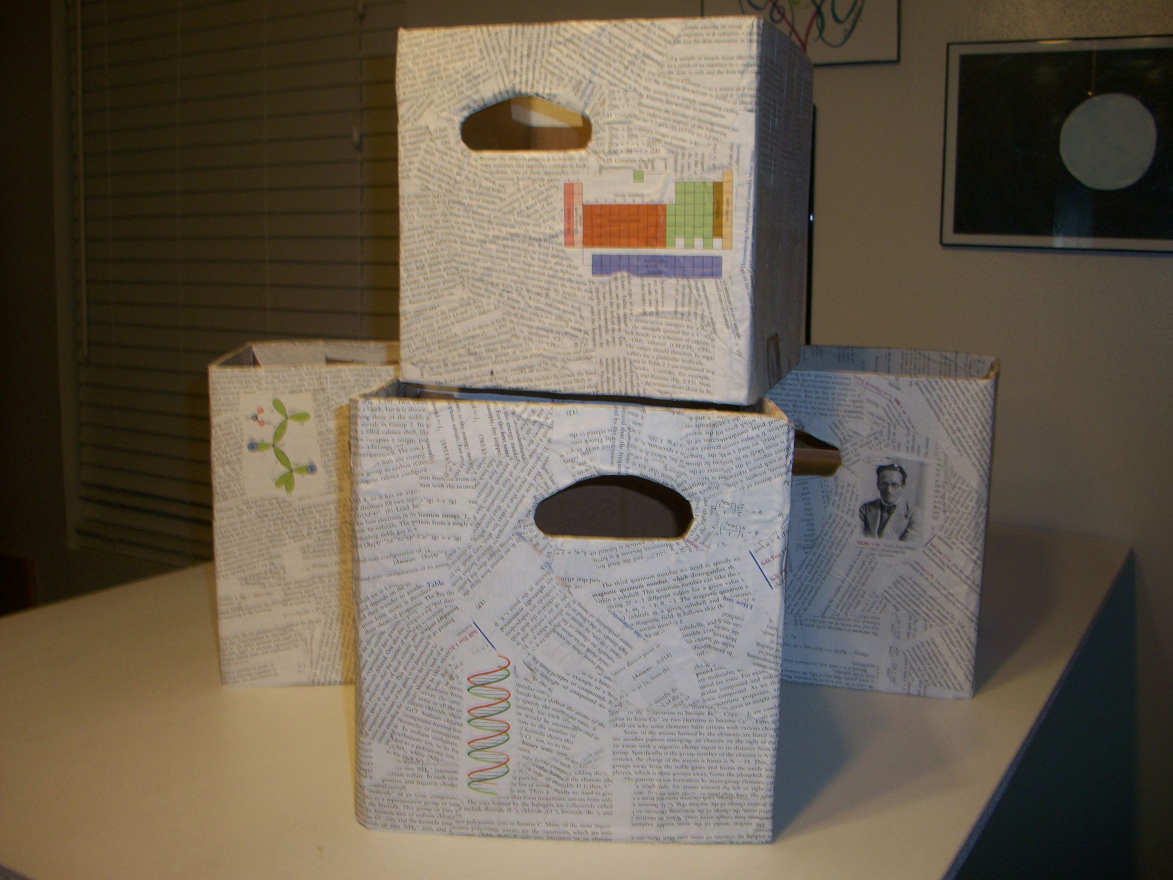 DIY Craft Table : 6 Steps (with Pictures) - Instructables