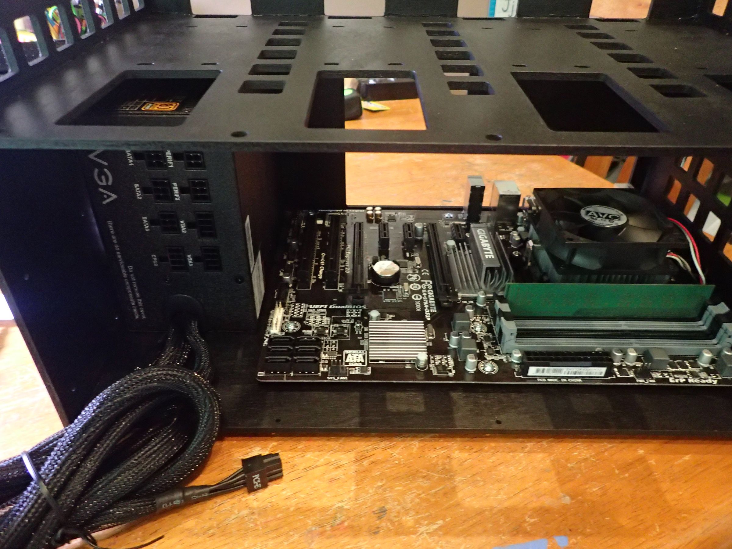 Simple, Stackable GPU Mining Rig : 10 Steps (with Pictures) - Instructables