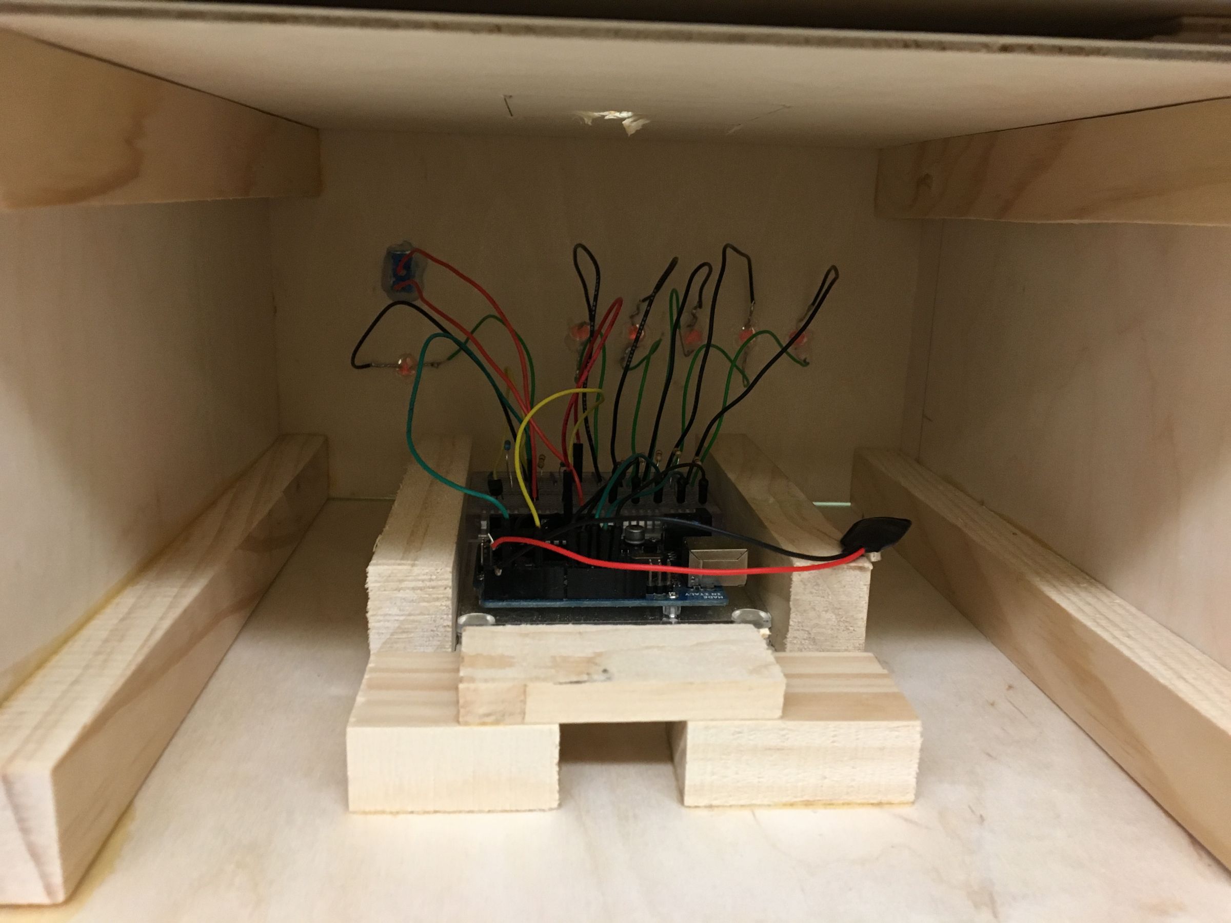 How to Make a HAL 9000 Supercomputer : 14 Steps - Instructables