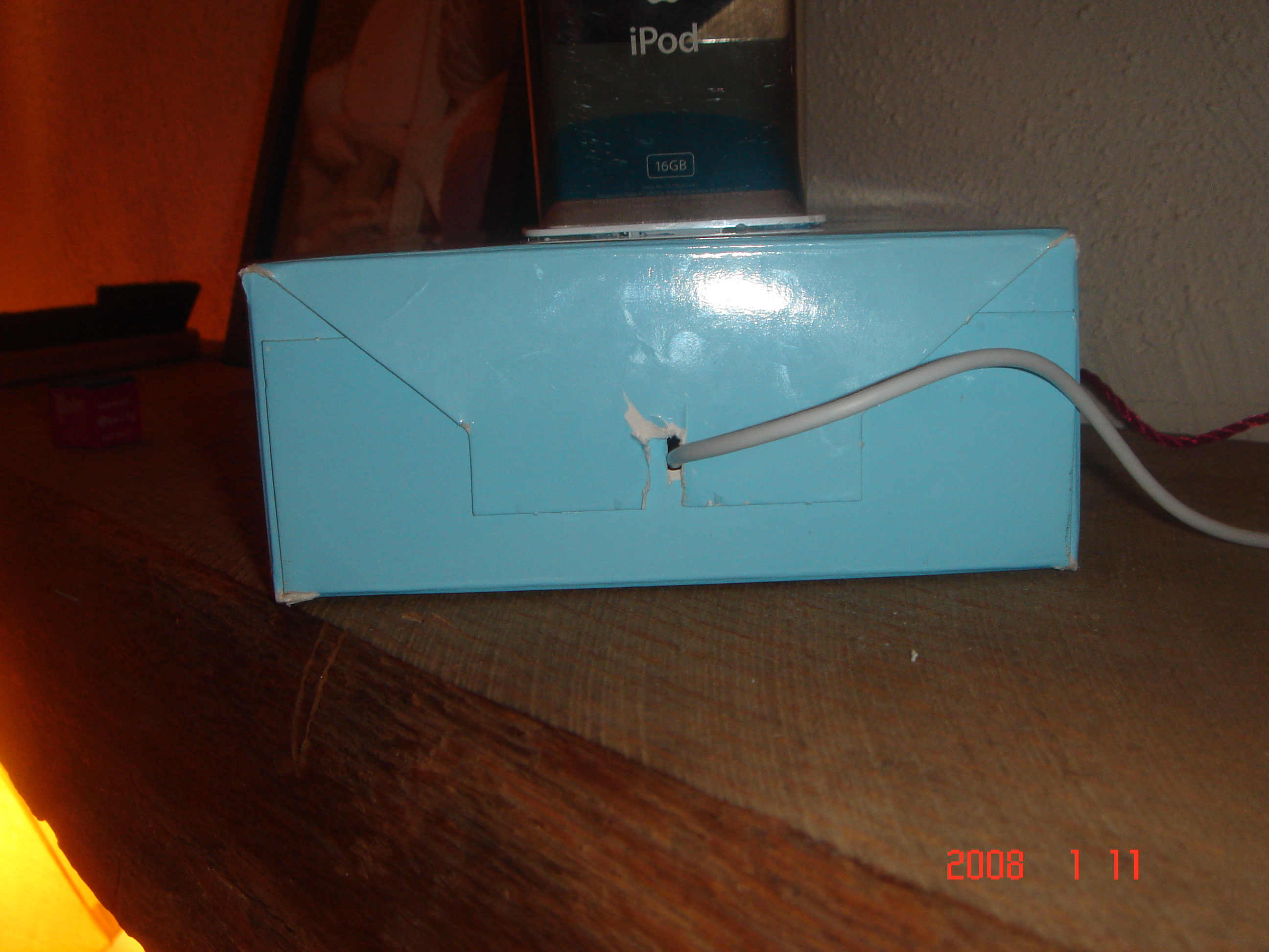 How to Create the Ultimate Ipod Touch DOCK! : 9 Steps - Instructables