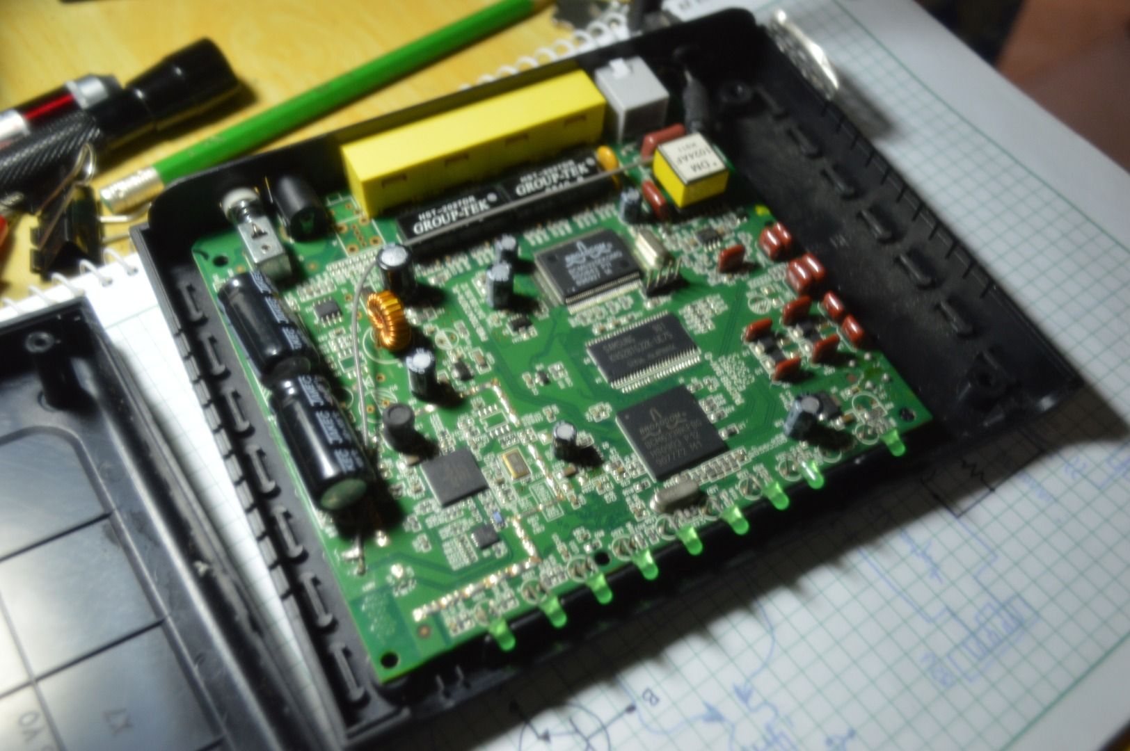 Electronics Components Salvage : 17 Steps (with Pictures) - Instructables