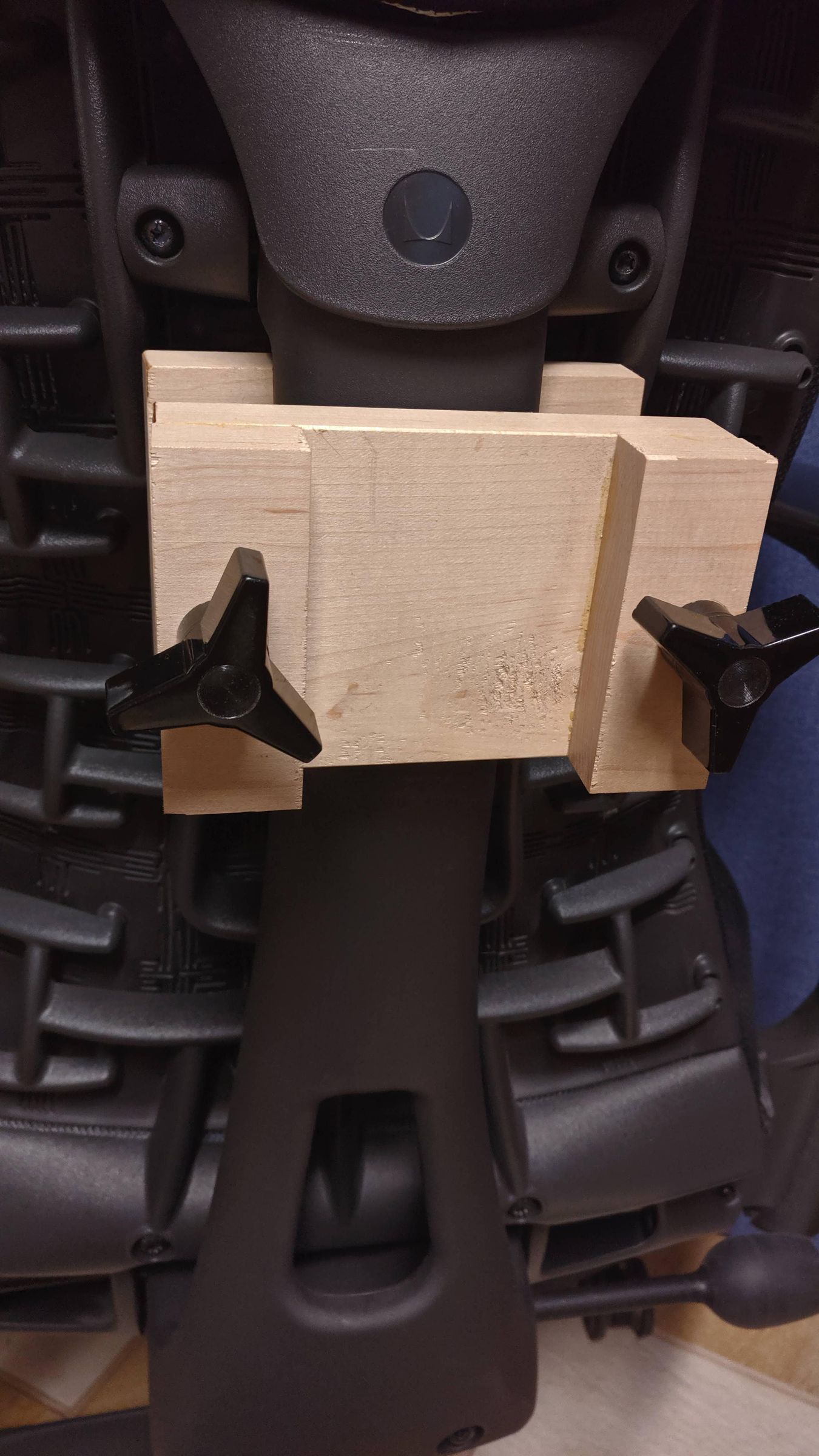 A Custom Chair Headrest Mount : 7 Steps (with Pictures) - Instructables