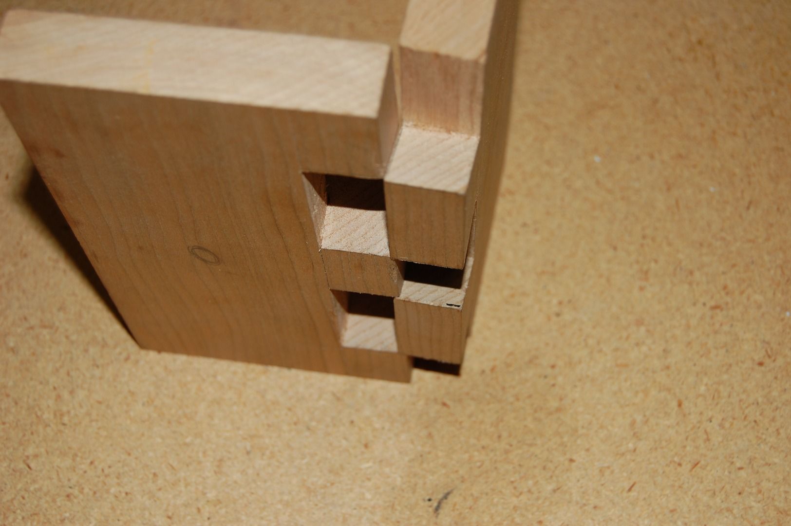 Hand Cut Dovetails for Dummies : 10 Steps (with Pictures) - Instructables