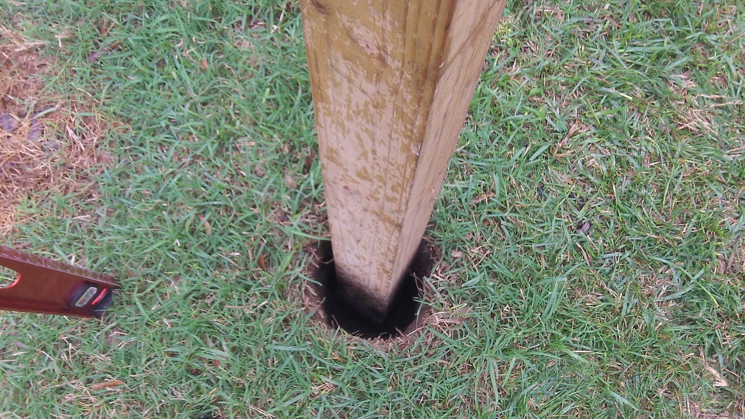 Building a Semi-Permanent Fence : 6 Steps - Instructables