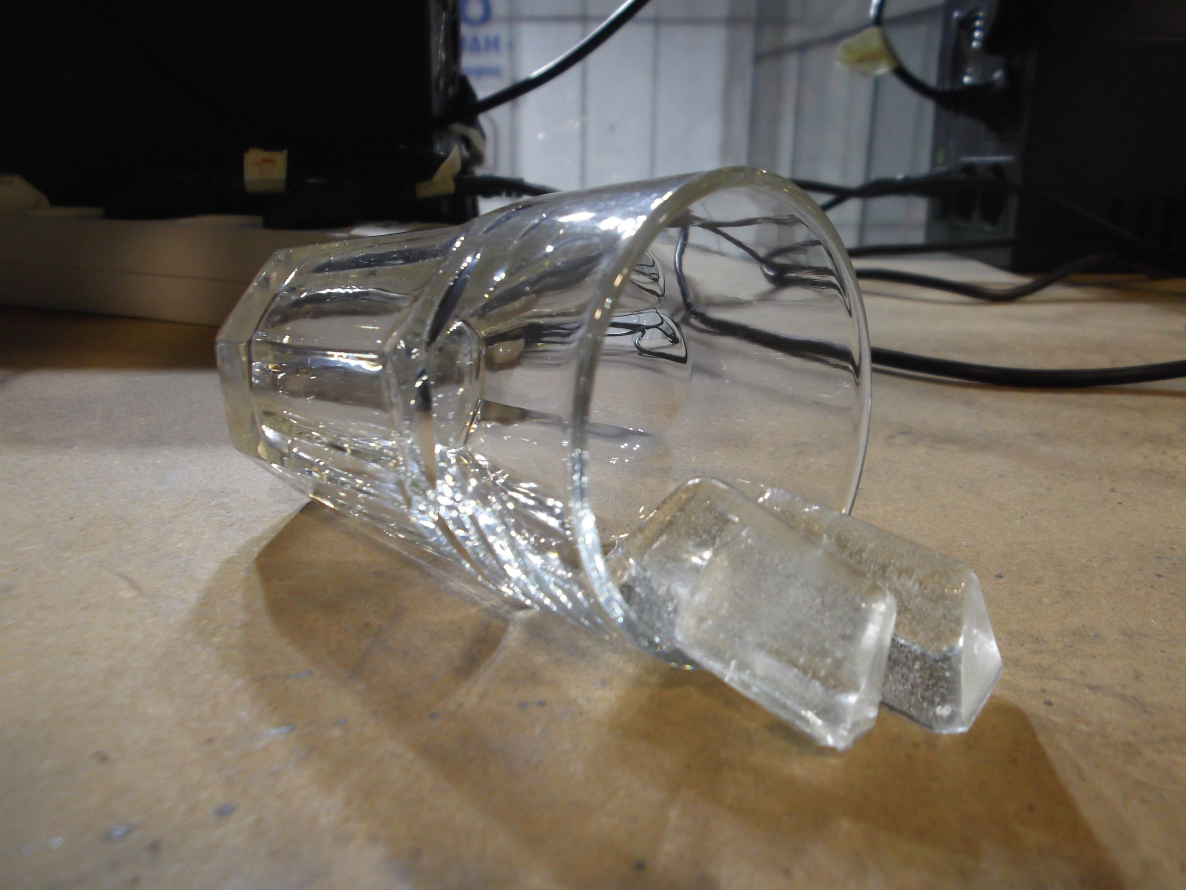 FAUX ICE CUBES : 3 Steps - Instructables