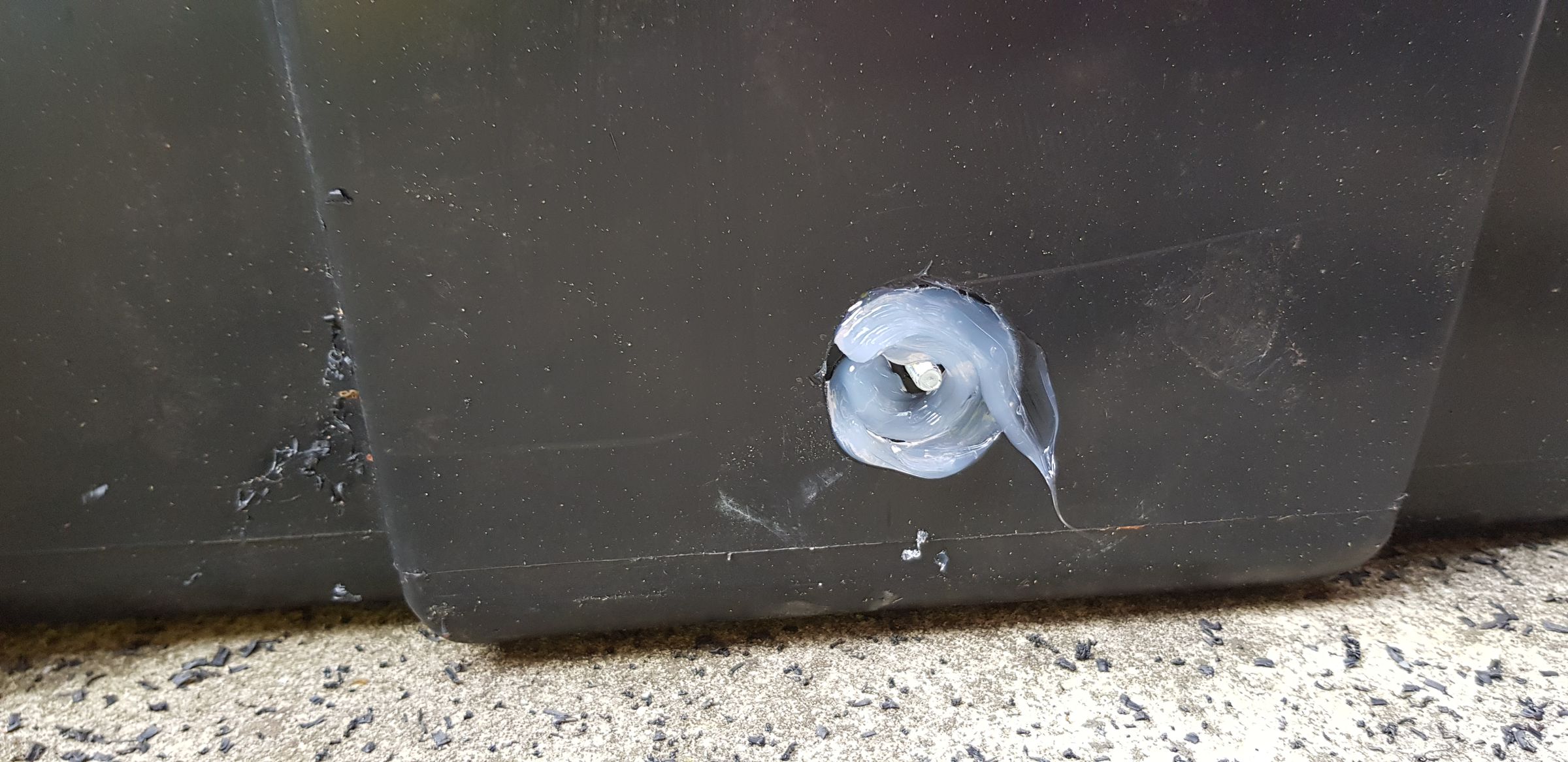 Recycling Plastic Water Tank to Make a Sink. : 3 Steps (with Pictures ...