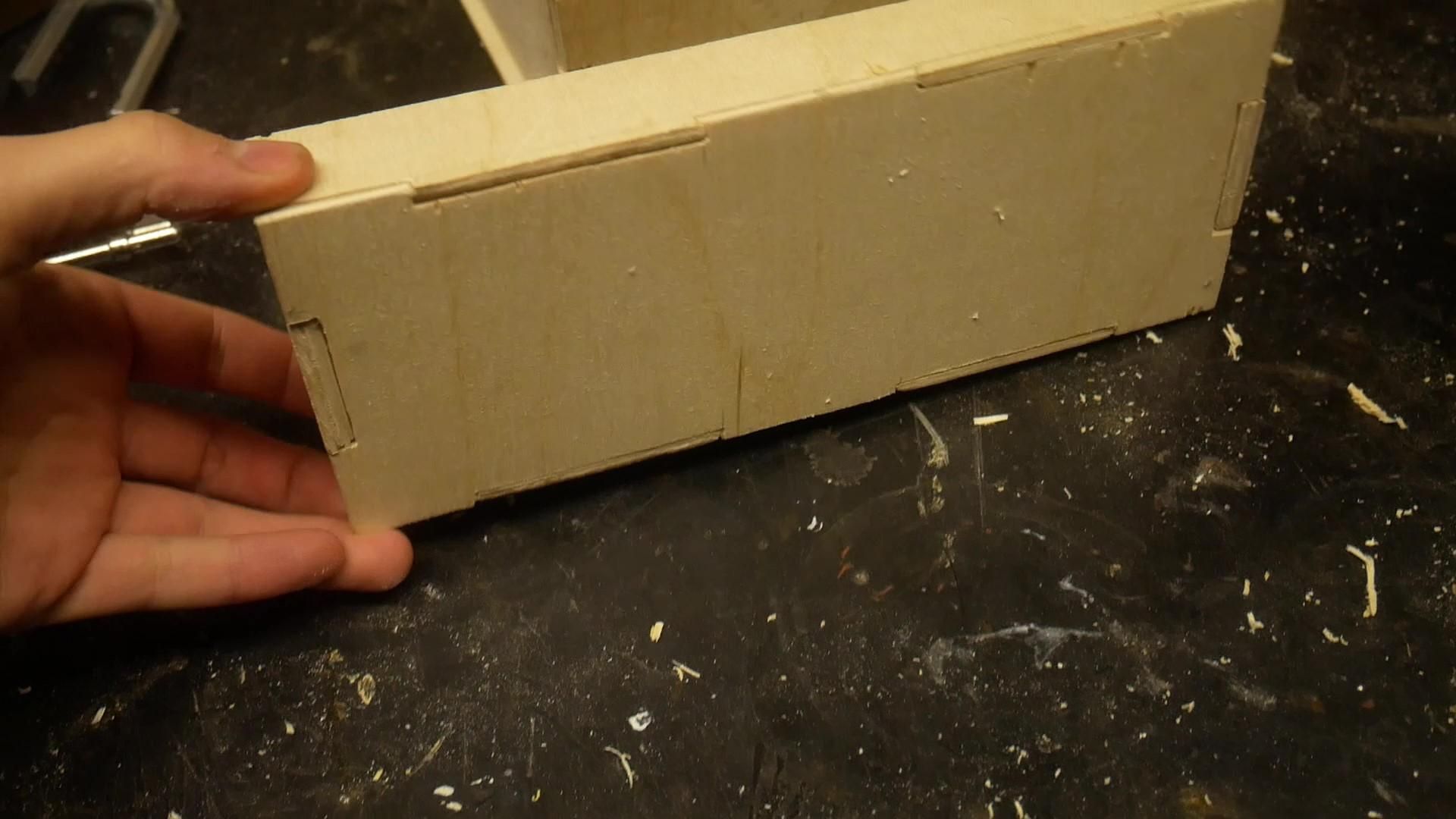 Camera Display Box With Integrated Charger and Reader : 9 Steps (with ...