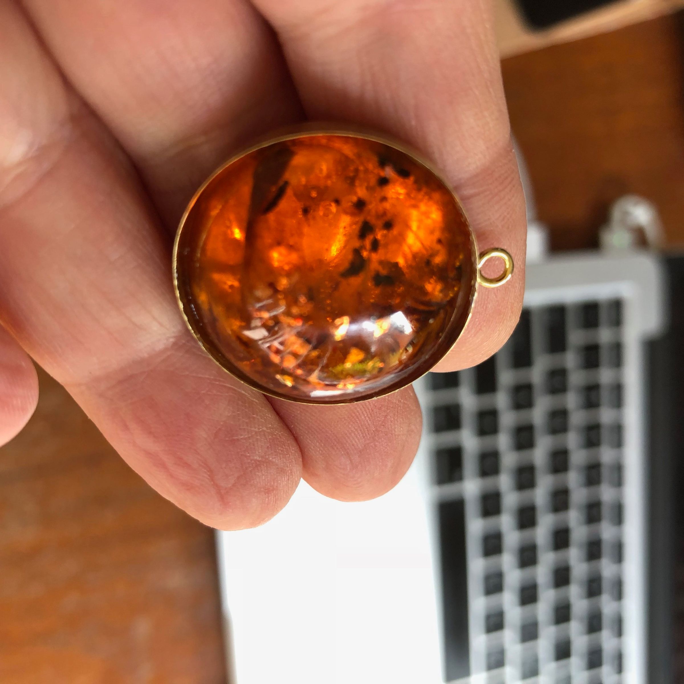 Faux Amber Resin Key Ring : 20 Steps (with Pictures) - Instructables