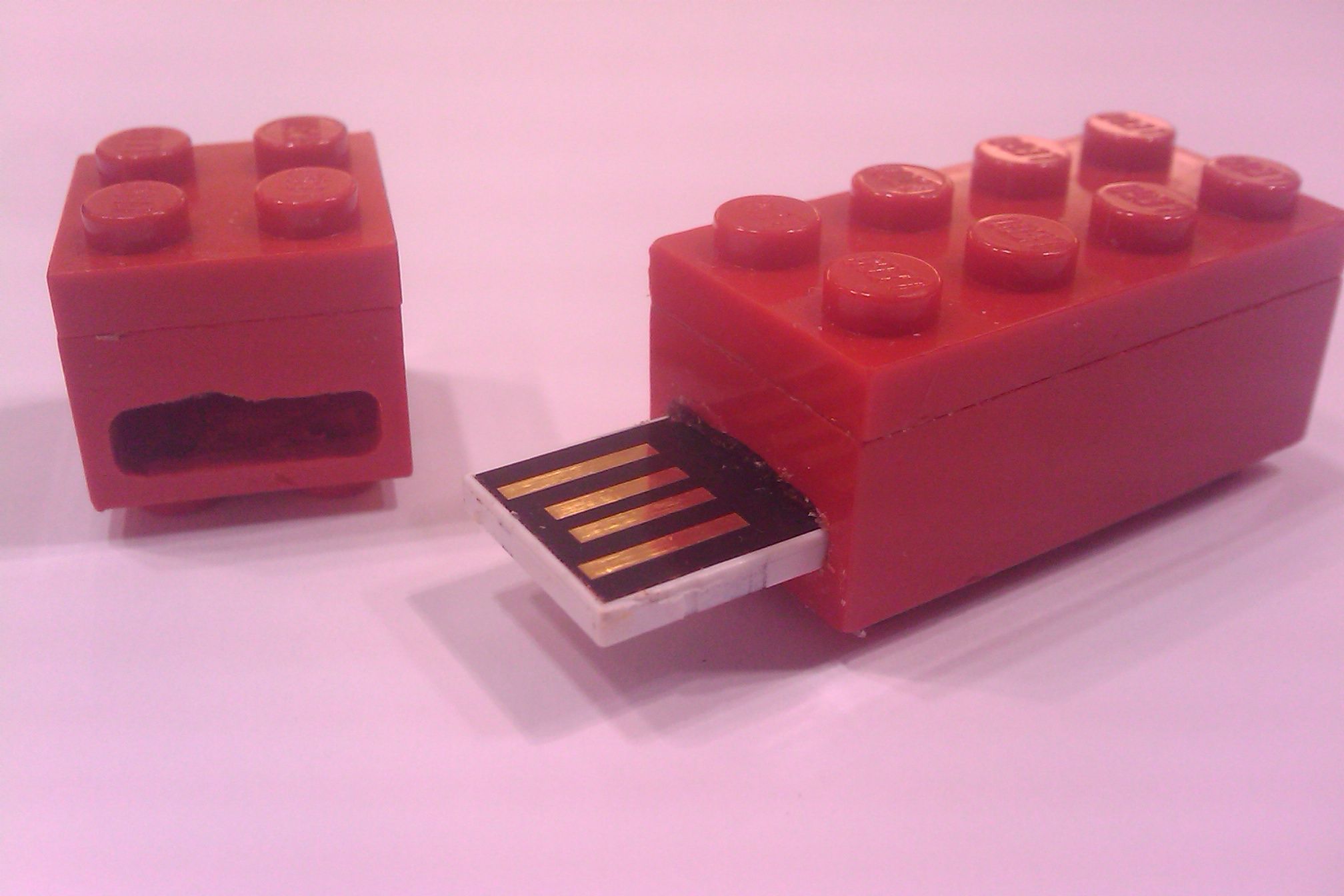 Lego USB Memory Stick : 4 Steps - Instructables