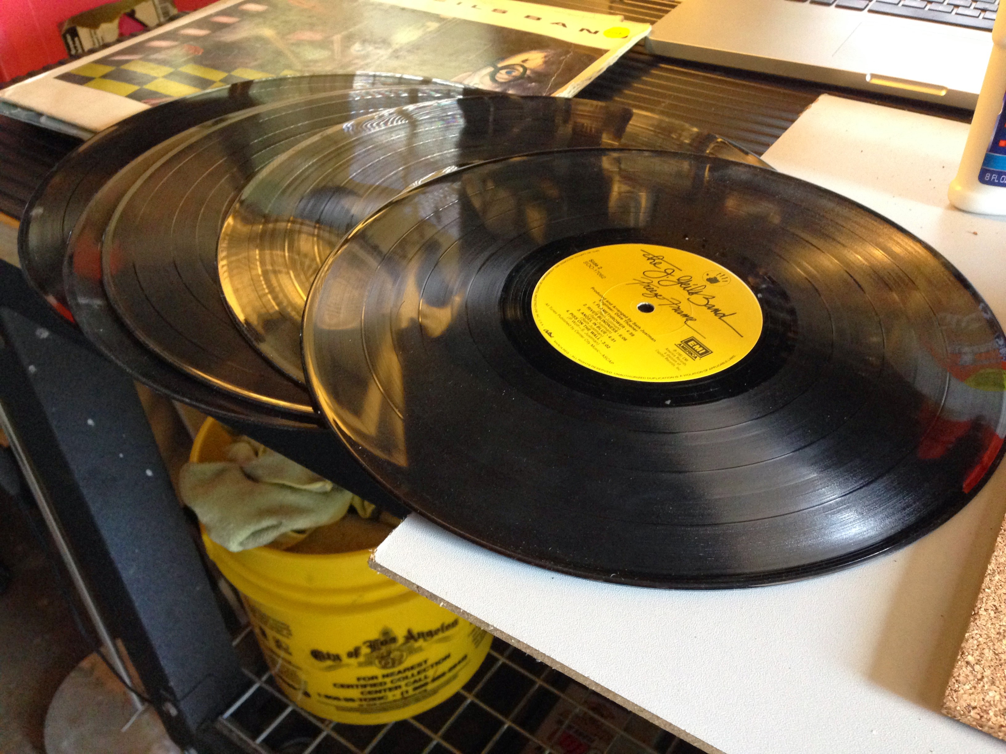 Vinyl LP Placemats : 4 Steps - Instructables