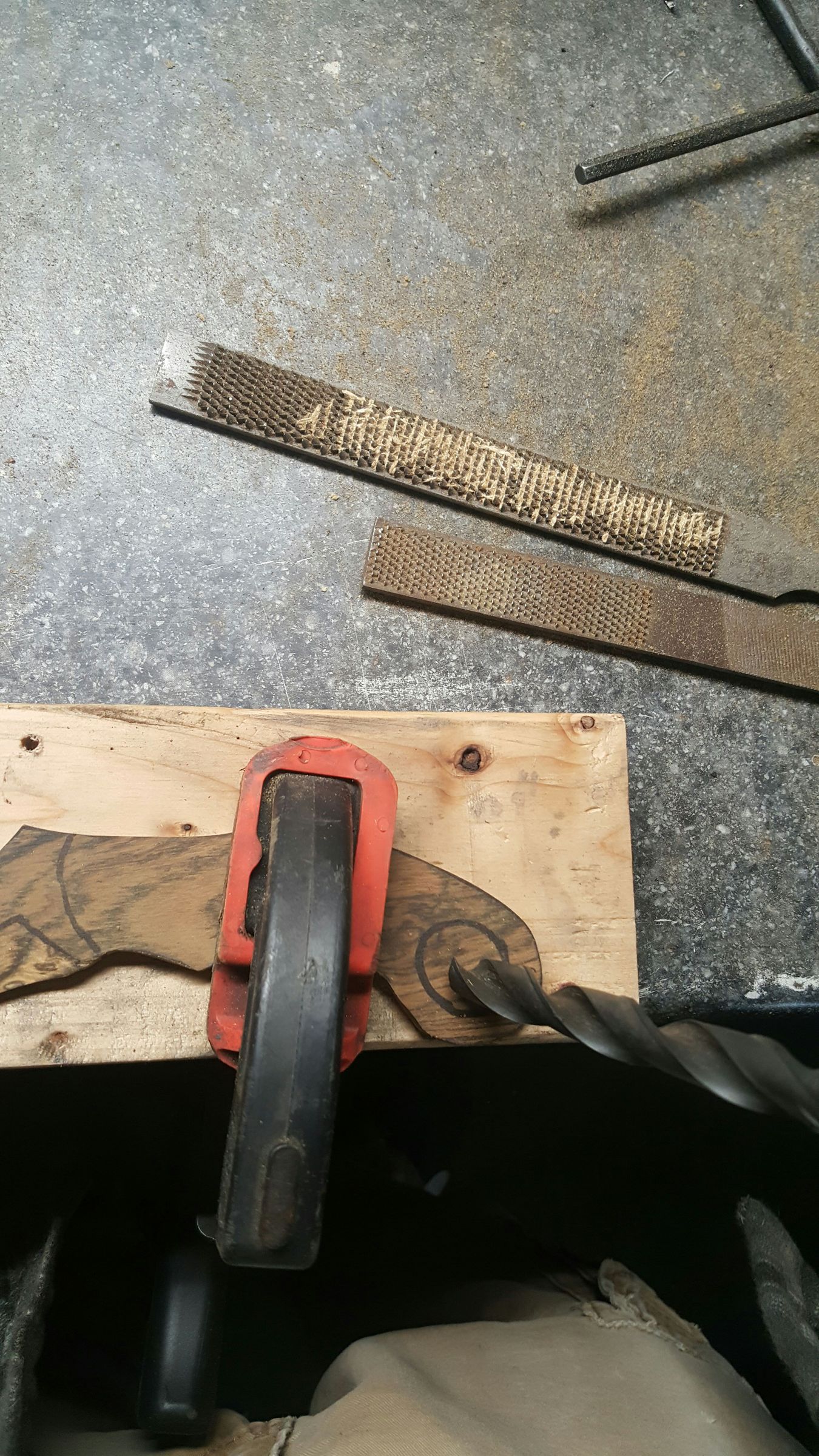 Training Karambit : 6 Steps (with Pictures) - Instructables