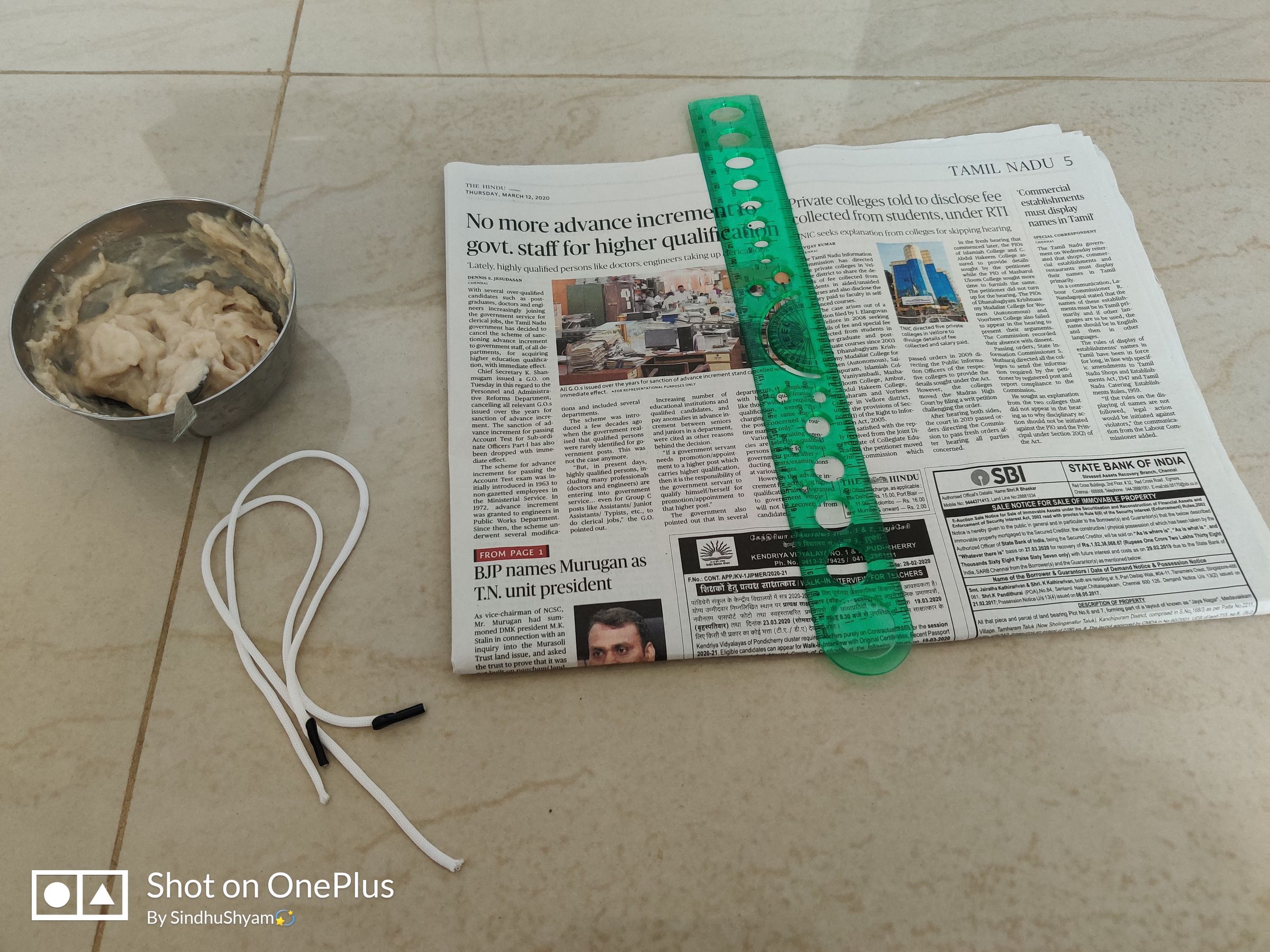 Attractive Materials Made From Reusable(Plastic and Newspaper) Using ...