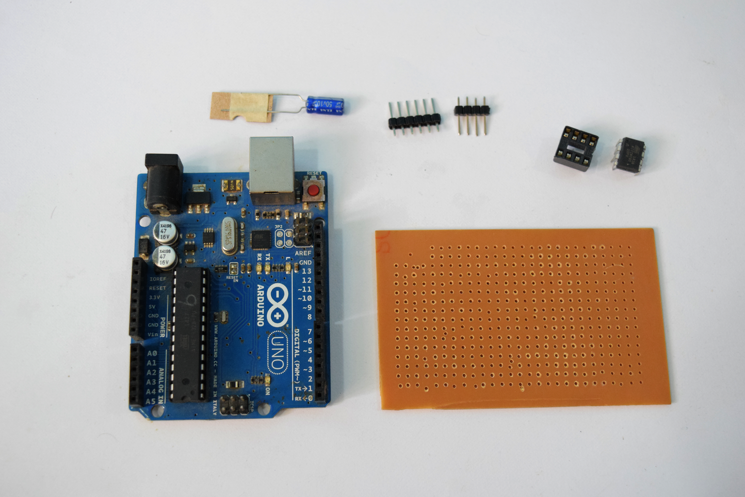 Arduino Attiny Programming Shield : 5 Steps (with Pictures) - Instructables Arduino Attiny Programming Shield : 5 Steps (with Pictures) - Instructables
