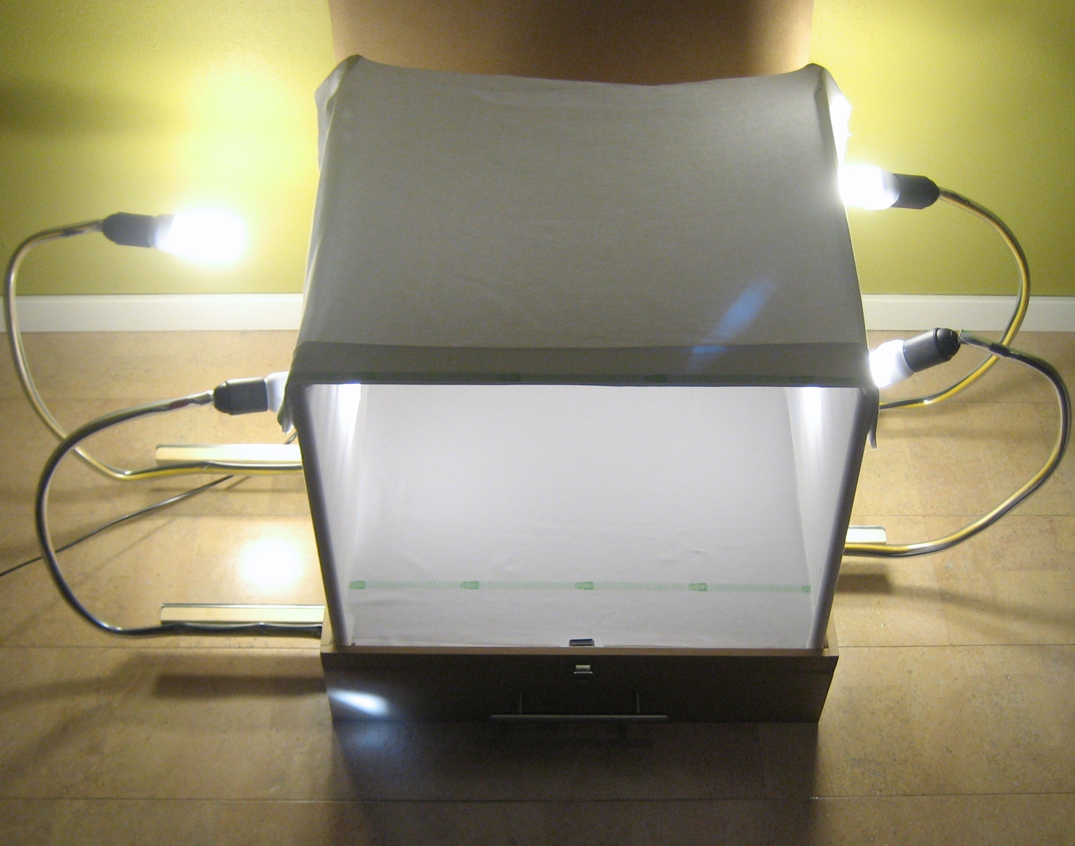 Portable Light Box : 8 Steps (with Pictures) - Instructables